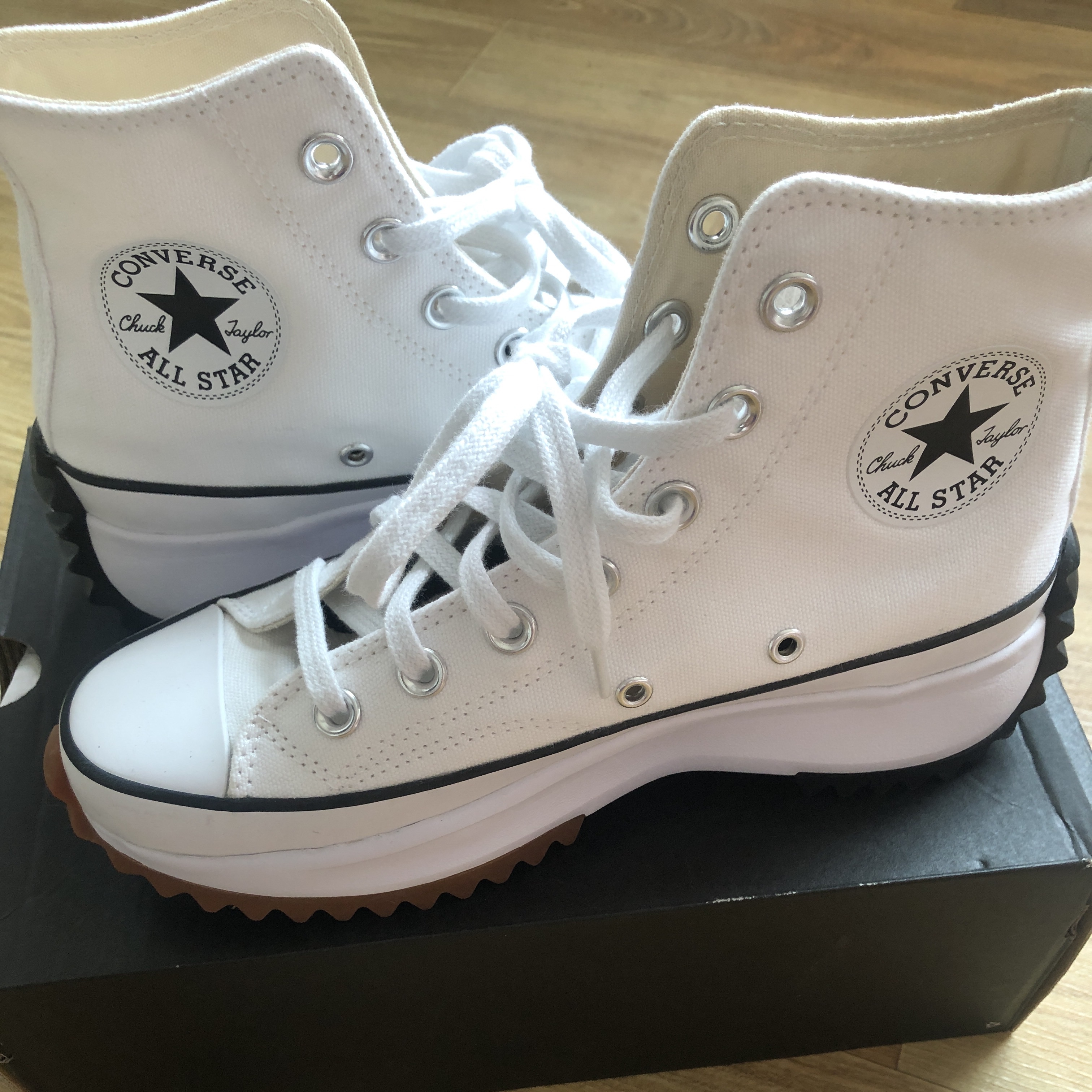 씽 (@jxjxjxj) 님의 게시물 | KREAM