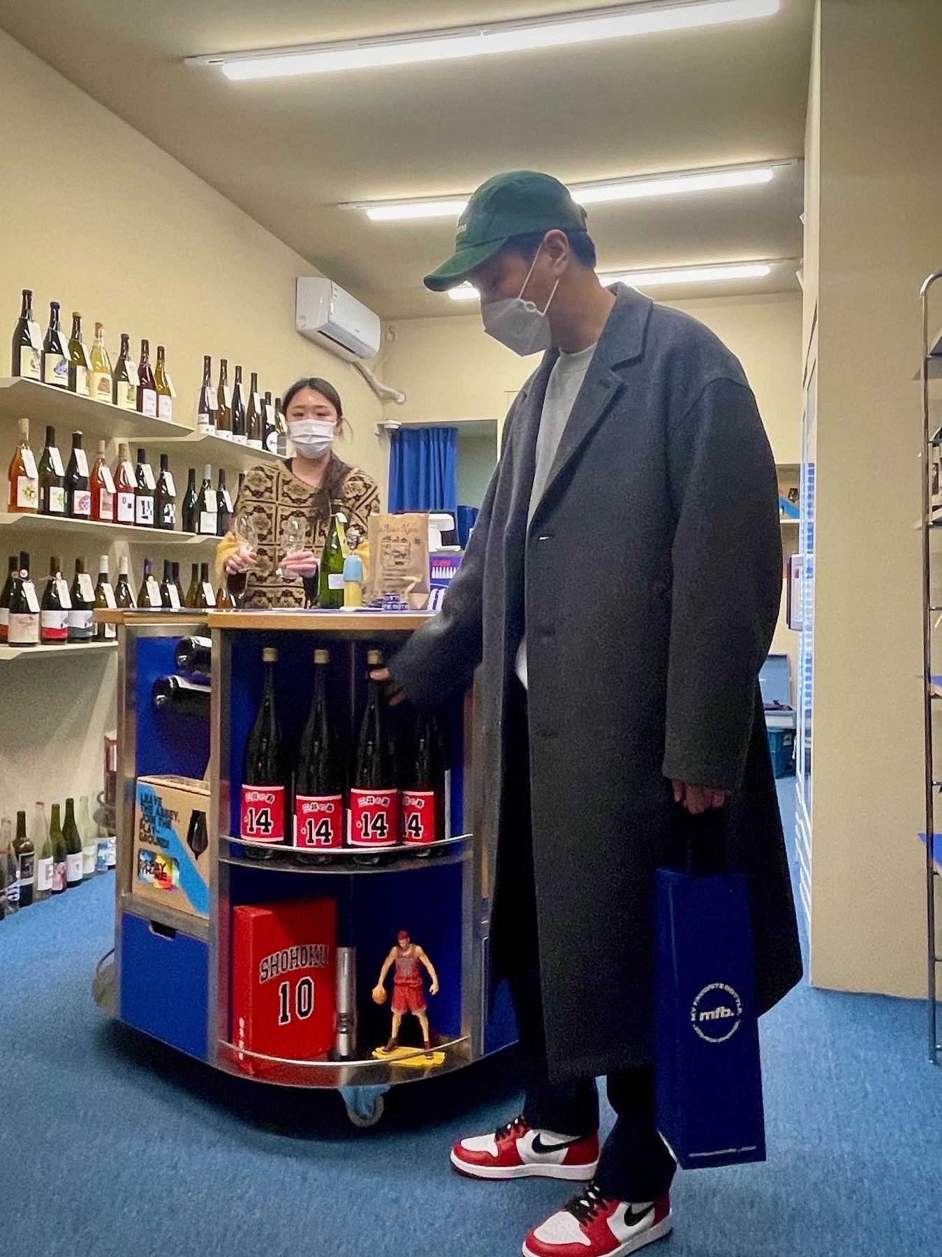 정봉이 (@bong_48) 님의 게시물 | KREAM