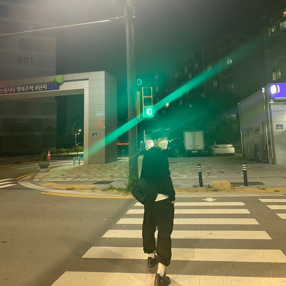 hyeok__0701 (@hyeok__0701) 님의 게시물 | KREAM