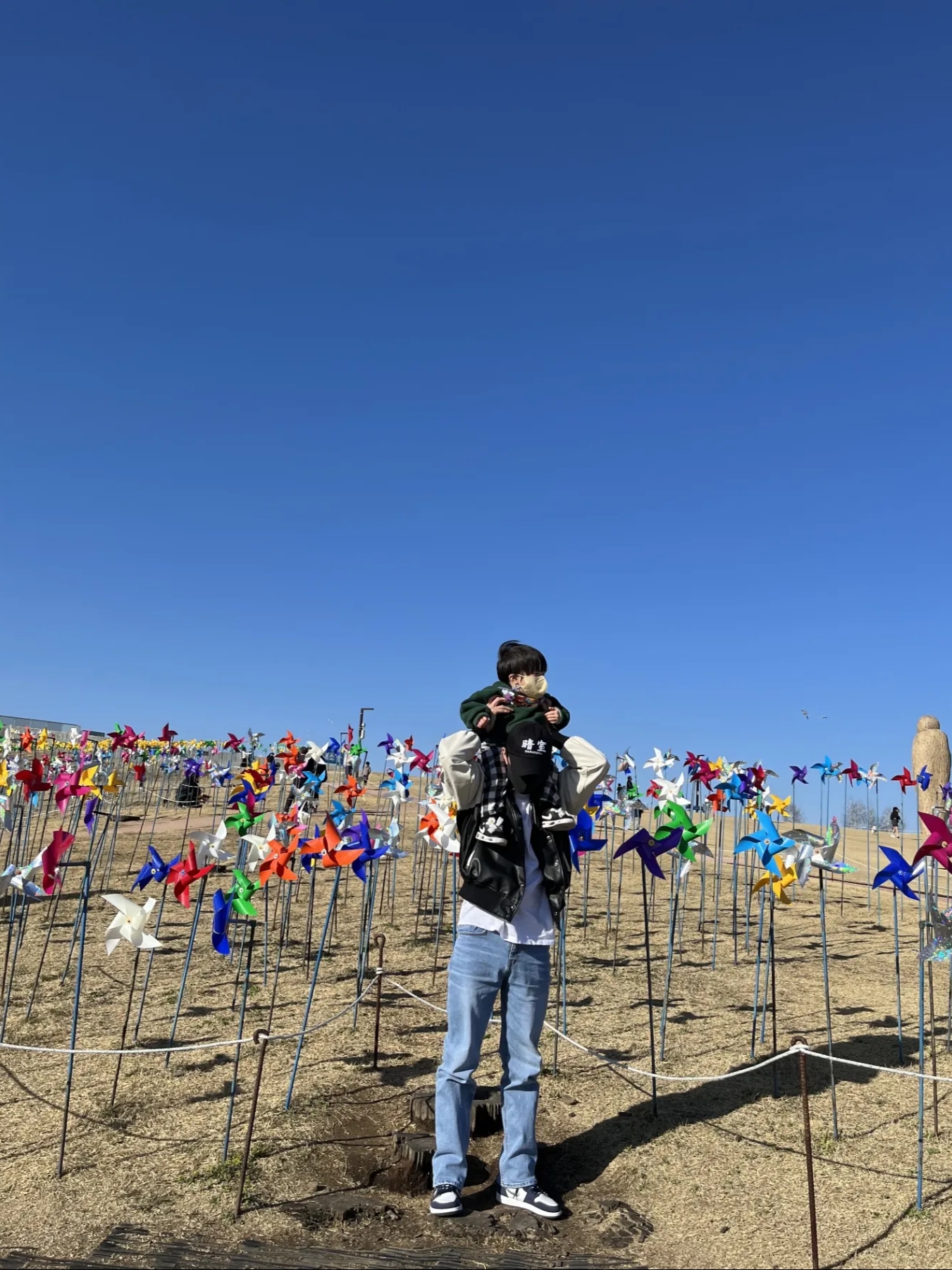 INSTA : jinw... (@jinw_w) 님의 게시물 | KREAM