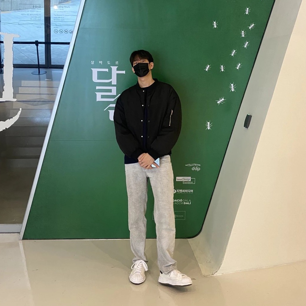 (@0ezehy) 님의 게시물 | KREAM