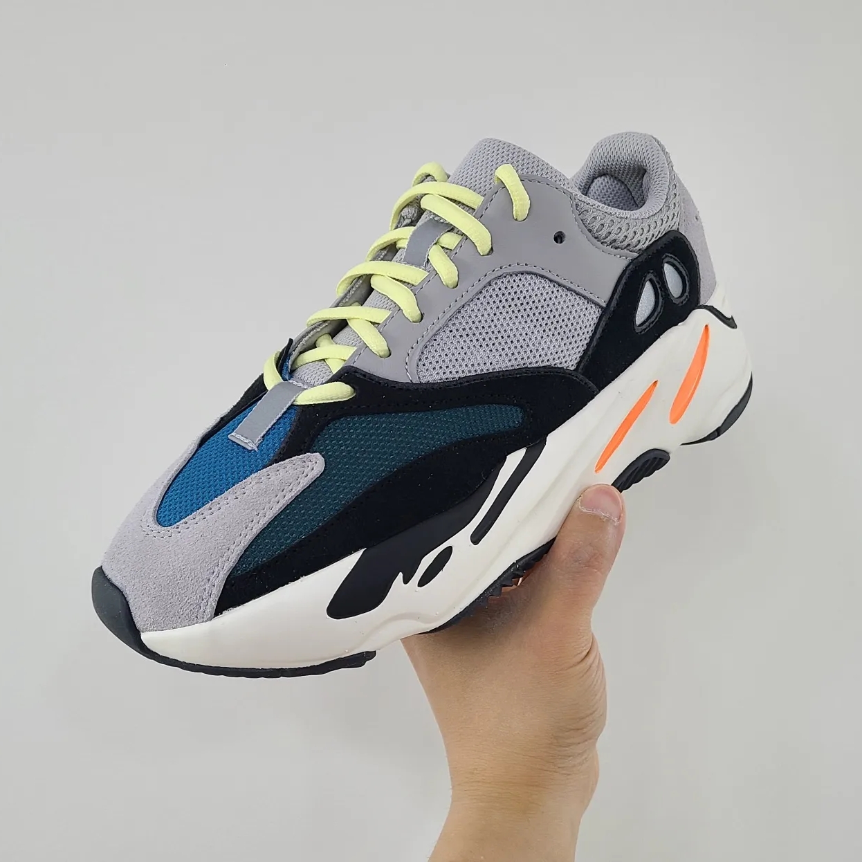 (@nu_gundam) 님의 게시물 | KREAM