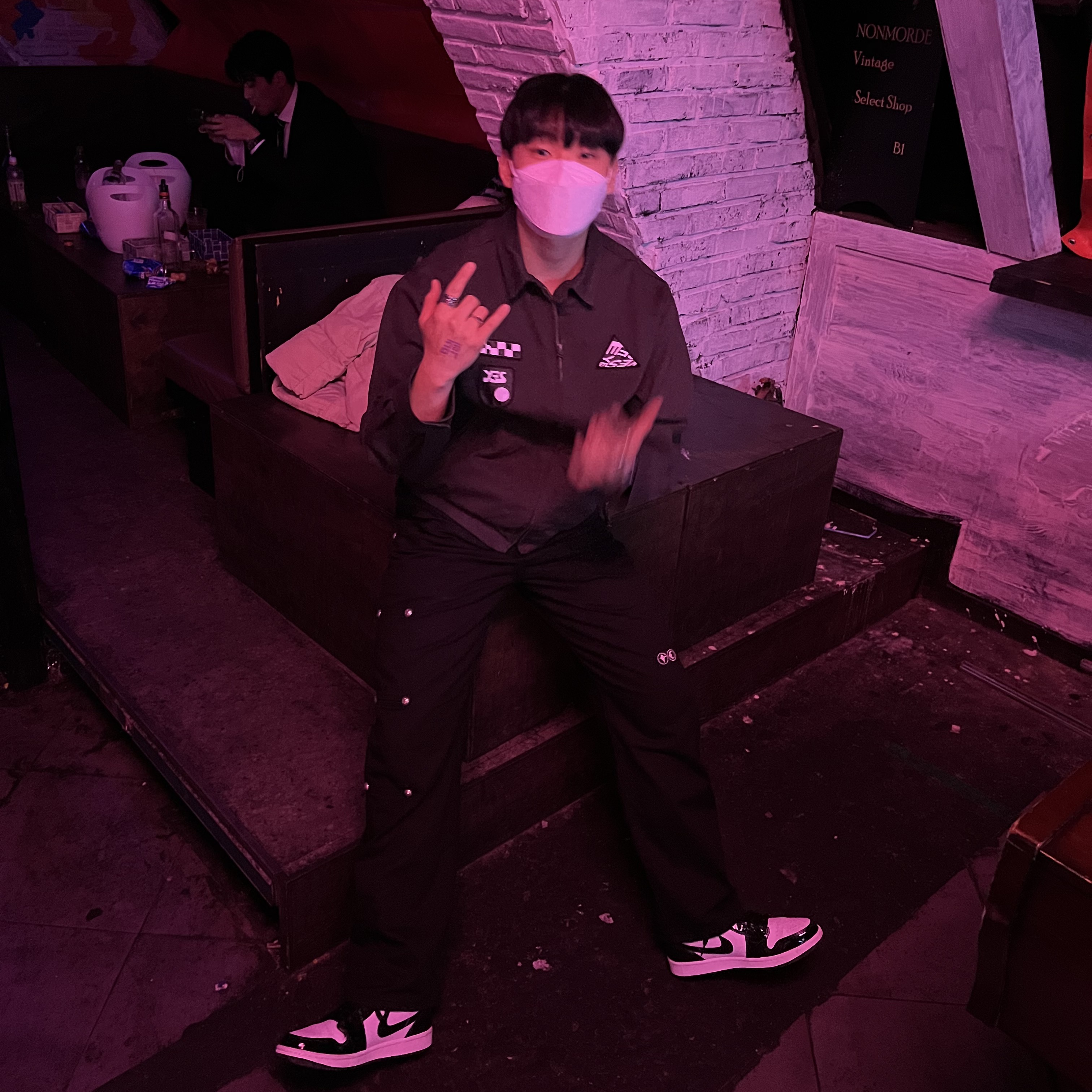 rtgod2821 (@won_seok) 님의 게시물 | KREAM