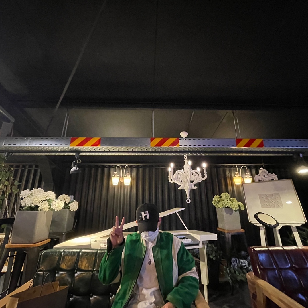 ㄱㅌㅇ (@5capyy) 님의 게시물 | KREAM