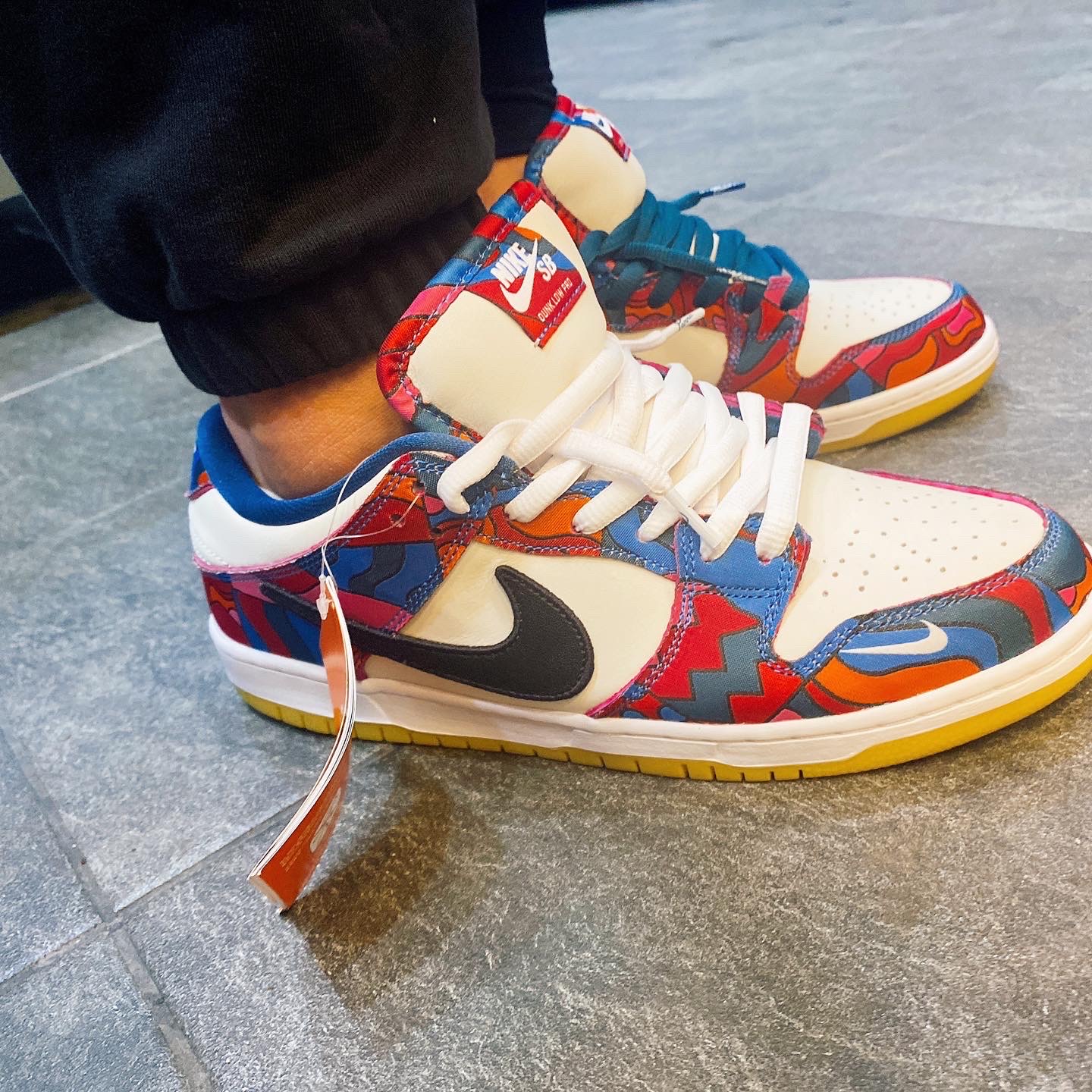 박종하 (@nzksel) 님의 게시물 | KREAM