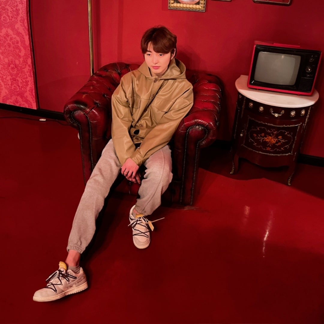 여니 (@jy.bbb) 님의 게시물 | KREAM