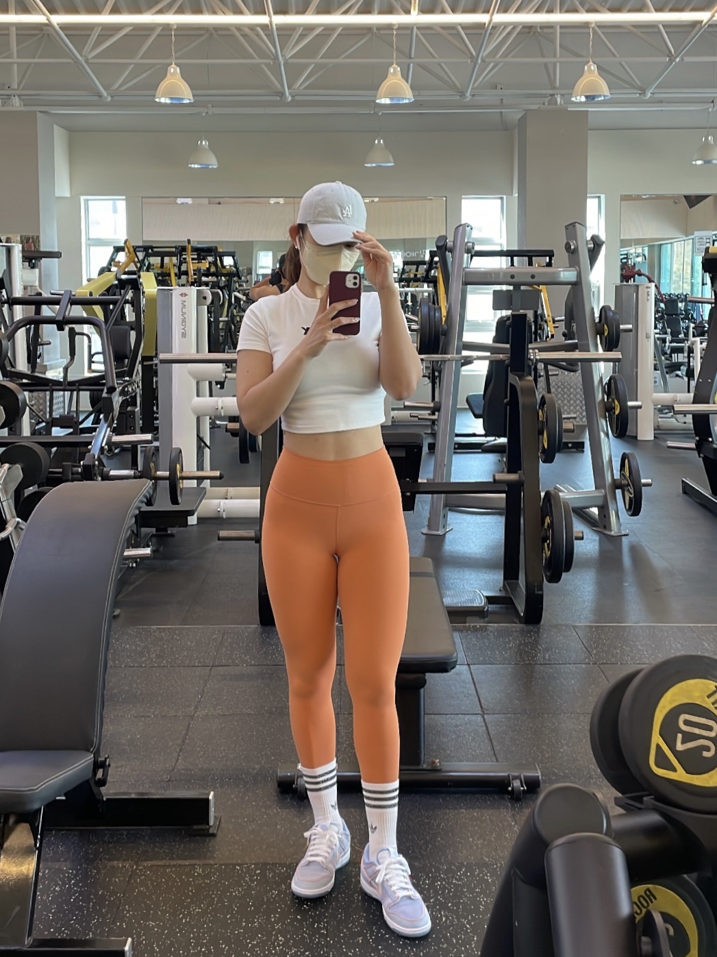 이보나 (@bona_) 님의 게시물 | KREAM