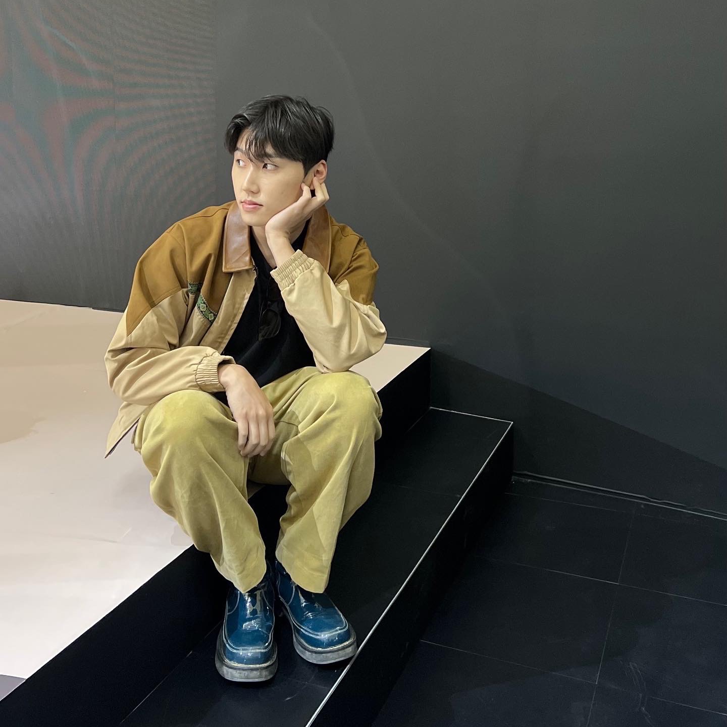 기덕 (@b__oo__ki) 님의 게시물 | KREAM