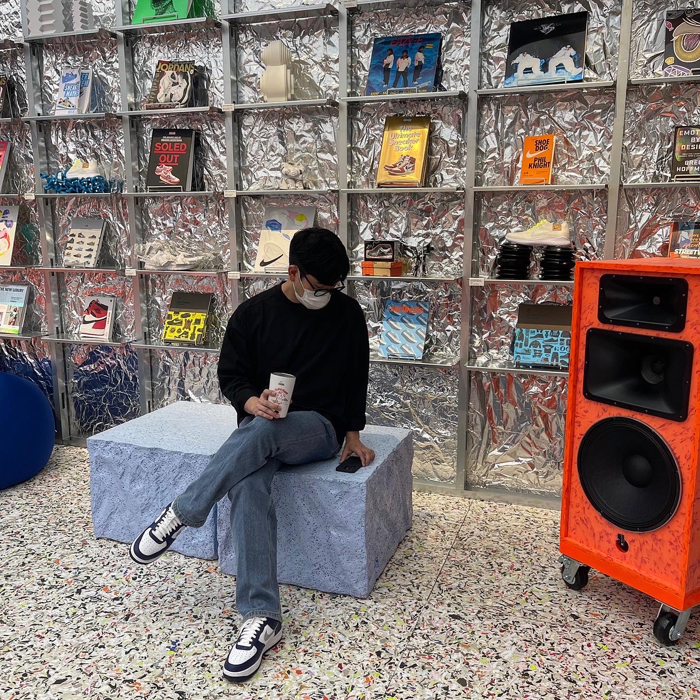 노교이 (@____r.yong) 님의 게시물 | KREAM