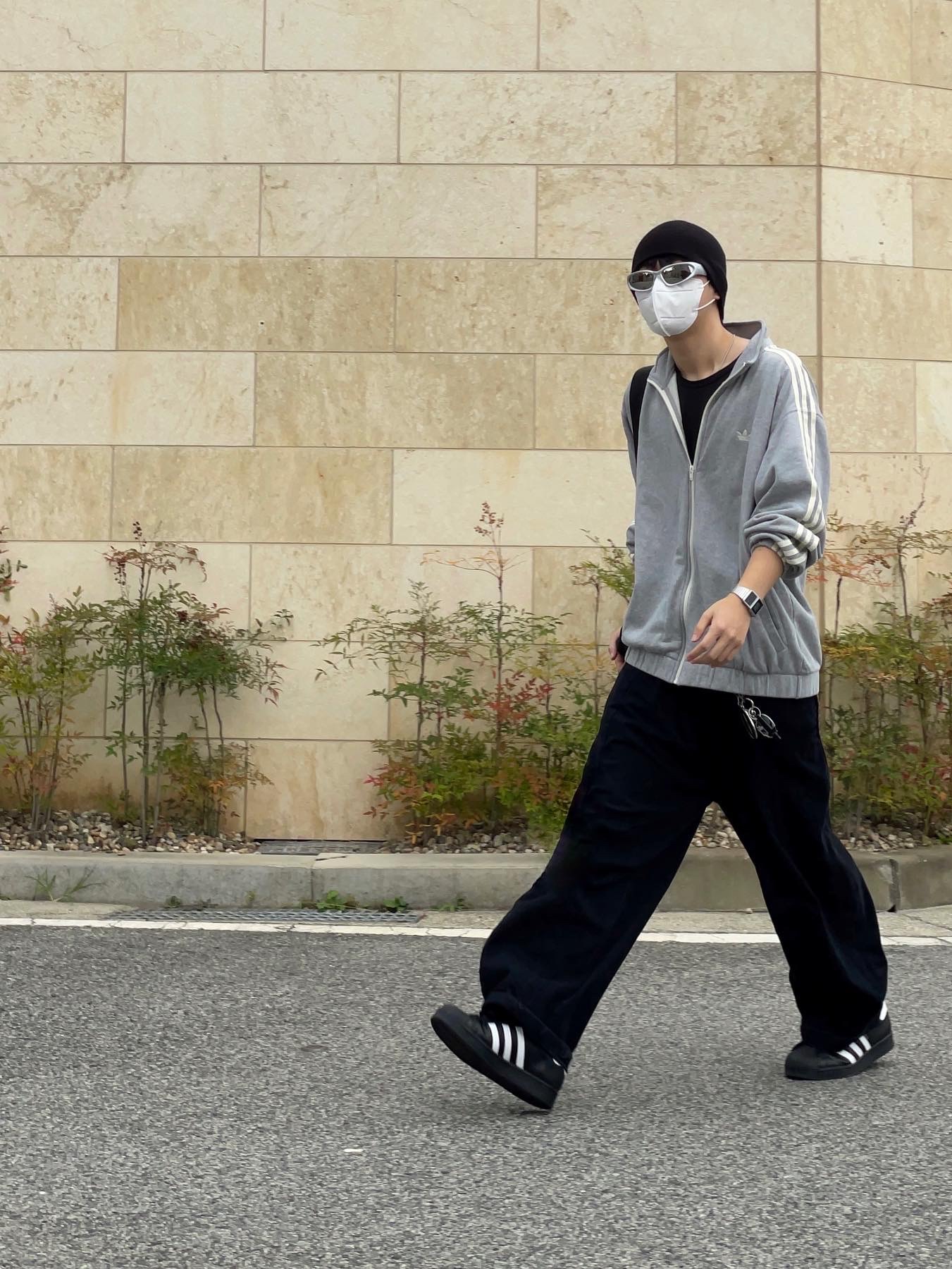 주은 (@z.un.z) 님의 게시물 | KREAM