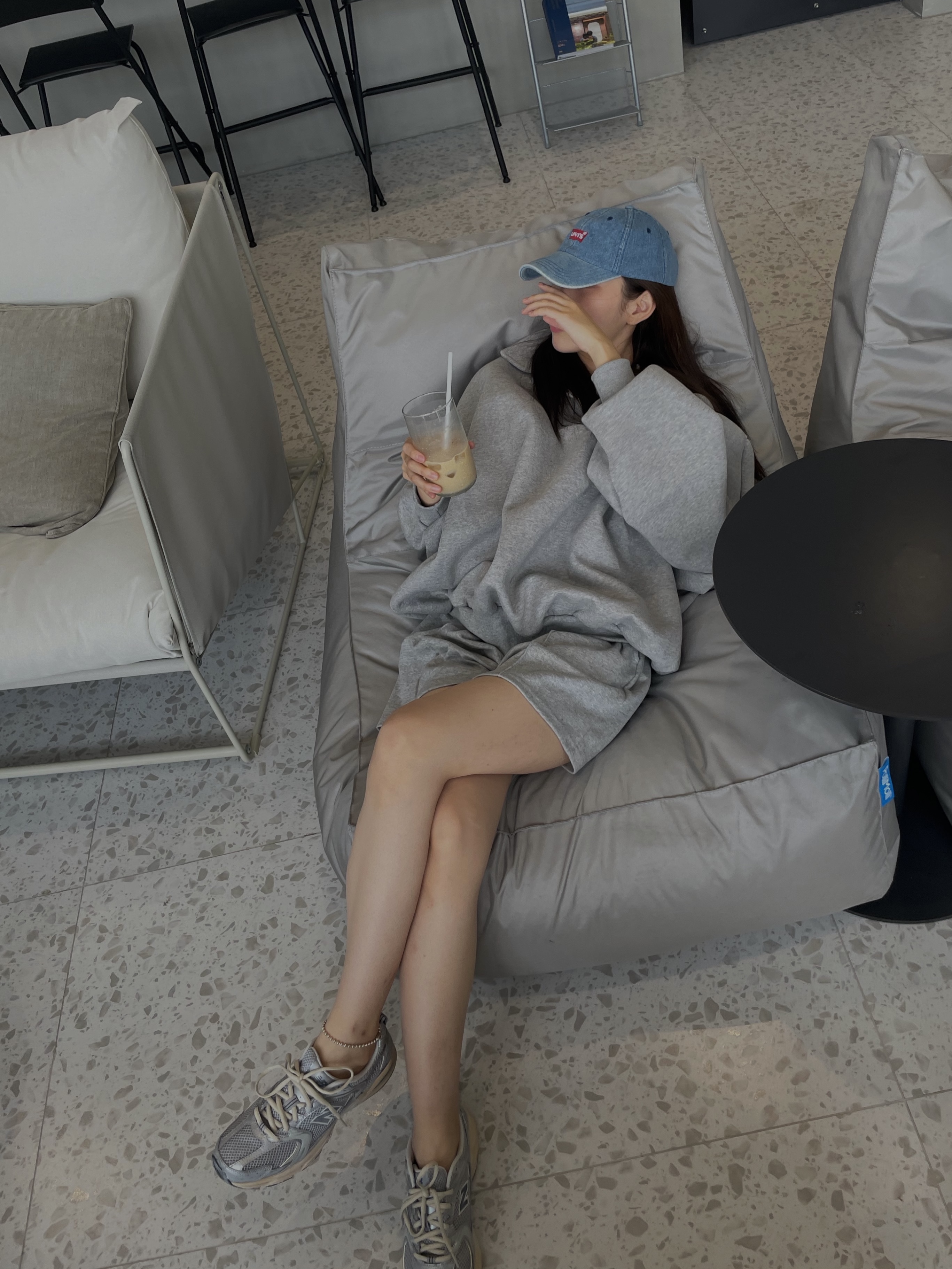 MIN JEONG (@ee.eoe) 님의 게시물 | KREAM