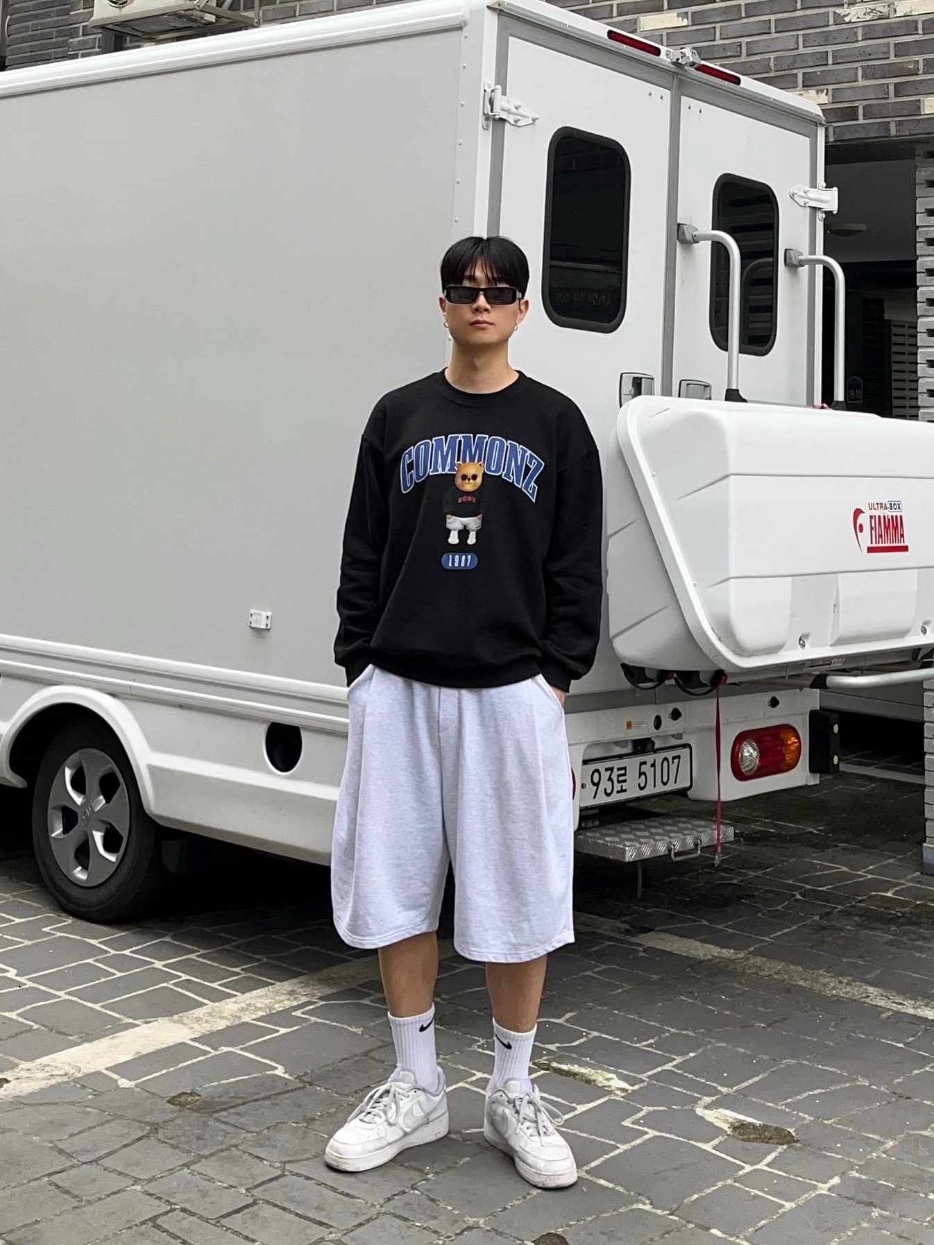 김범준 (@o_ob_jun) 님의 게시물 | KREAM