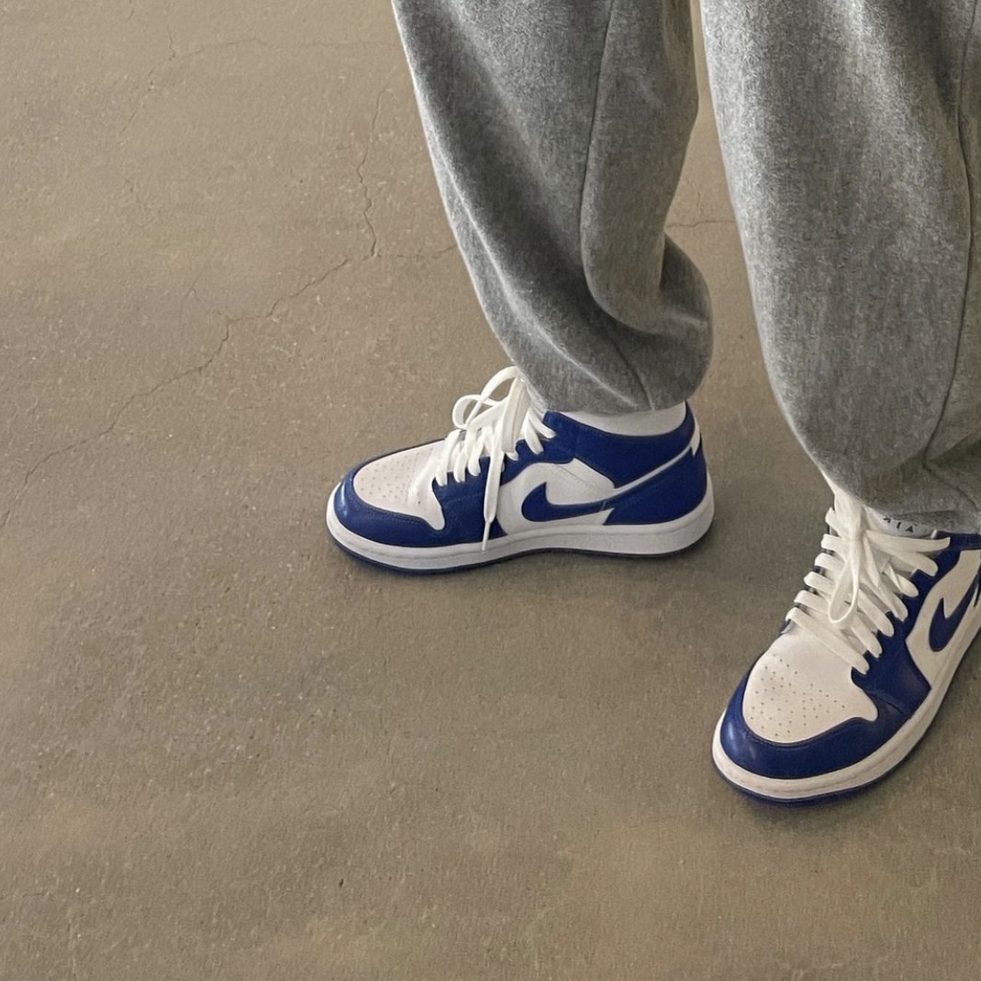 오라 (@paris12) 님의 게시물 | KREAM