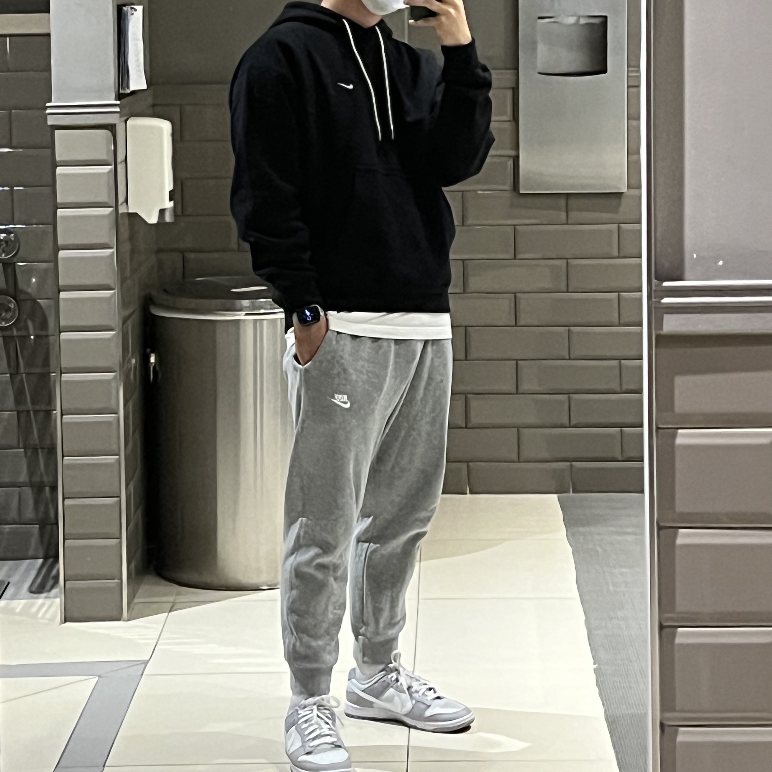 j3917315 (@king__hm) 님의 게시물 | KREAM