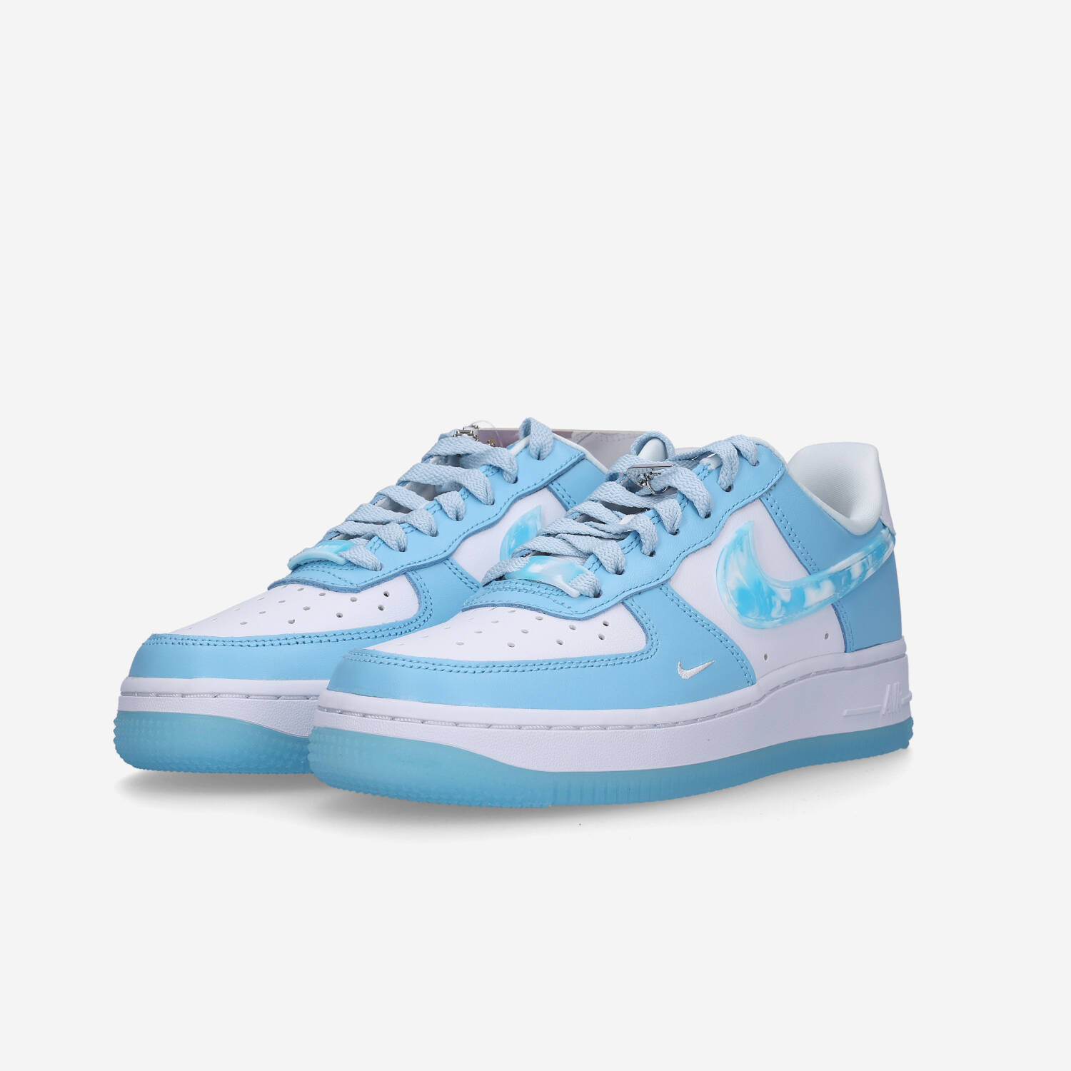 (W) 나이키 에어포스 1 '07 LX 셀레스틴 블루 | KREAM
