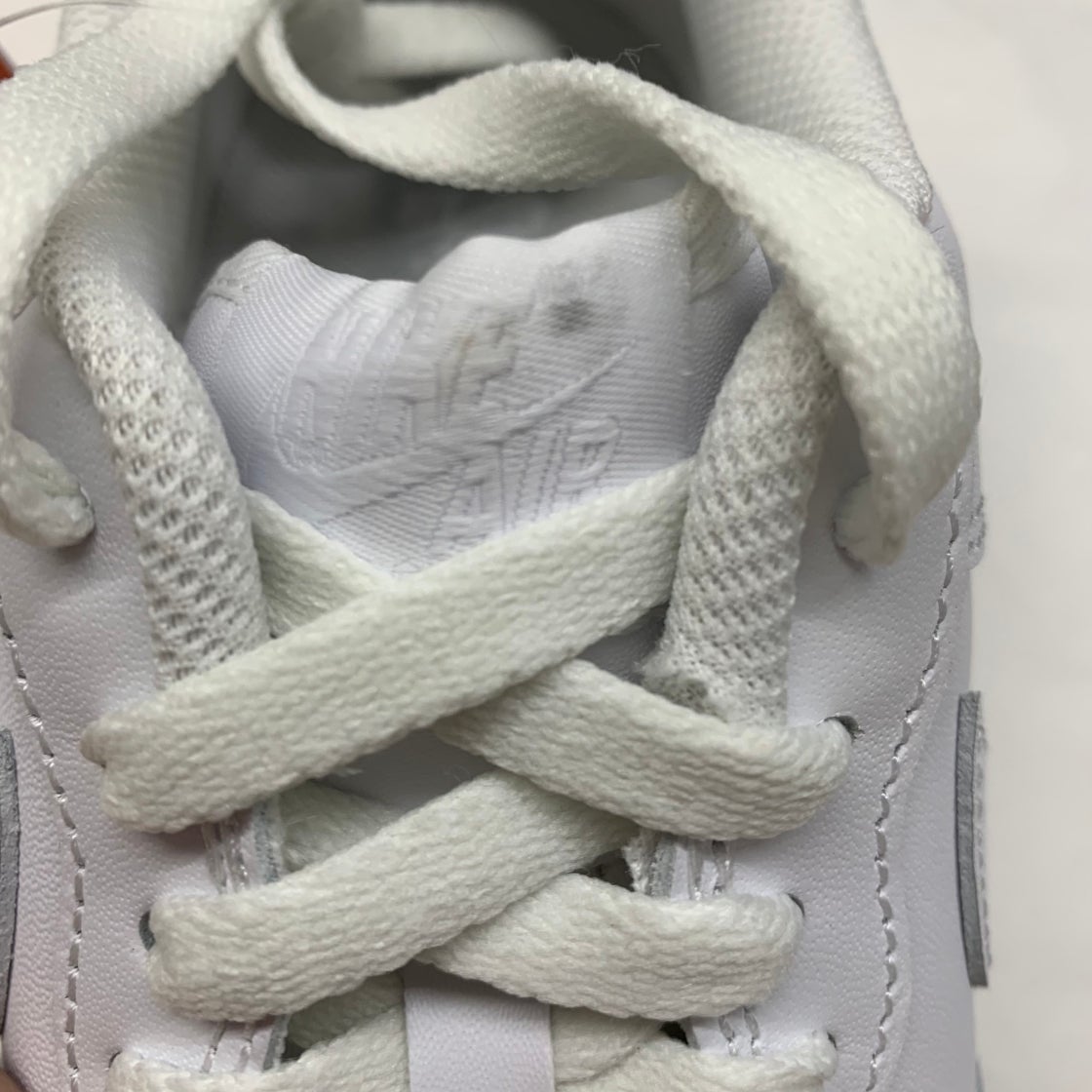 나이키 에어포스 1 '07 로우 화이트 | KREAM