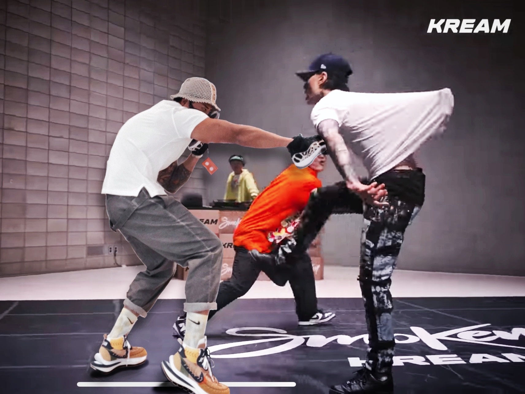 Instagram@hi... (@highbrow_fr...) 님의 게시물 | KREAM