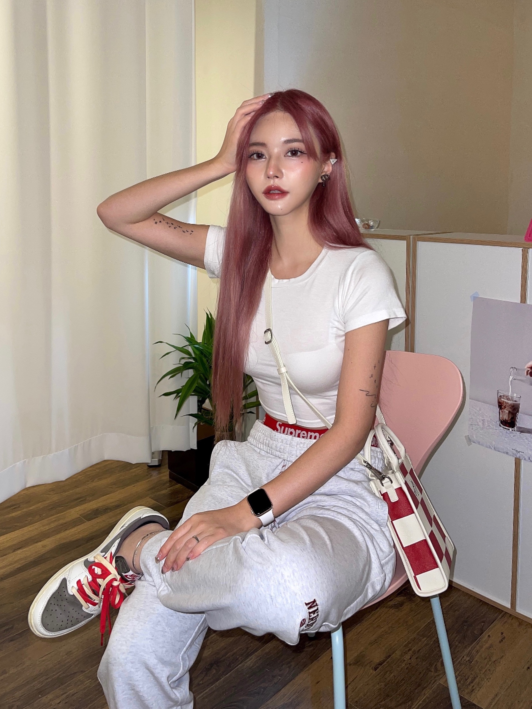 선의 (@hsd_09_) 님의 게시물 | KREAM