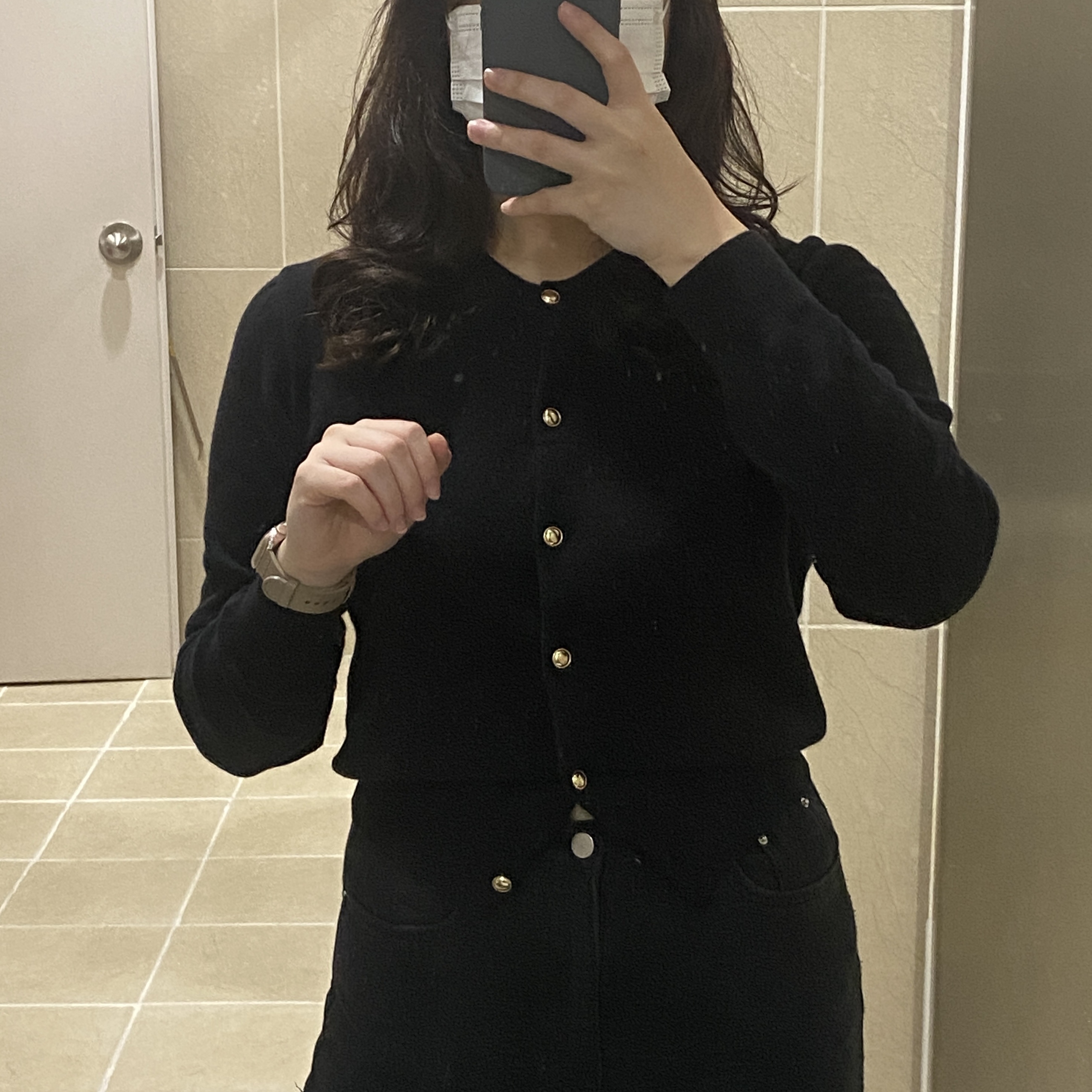 (@ga_nu) 님의 게시물 | KREAM