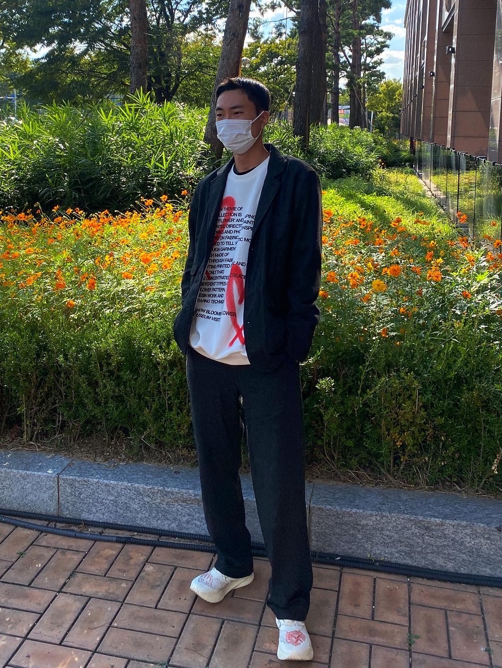 범이 (@hngbm) 님의 게시물 | KREAM