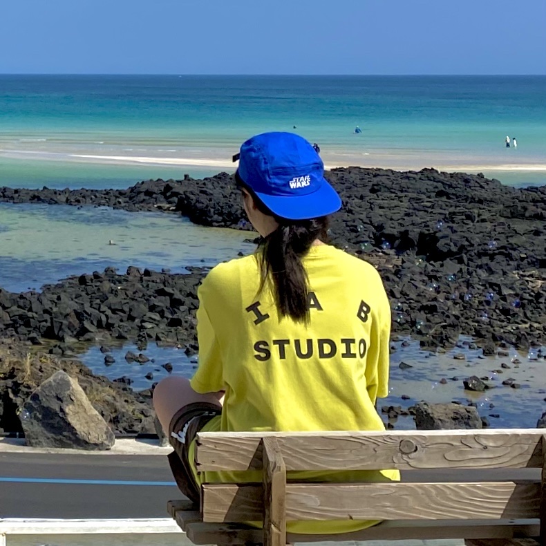 나익희 (@drow_act) 님의 게시물 | KREAM