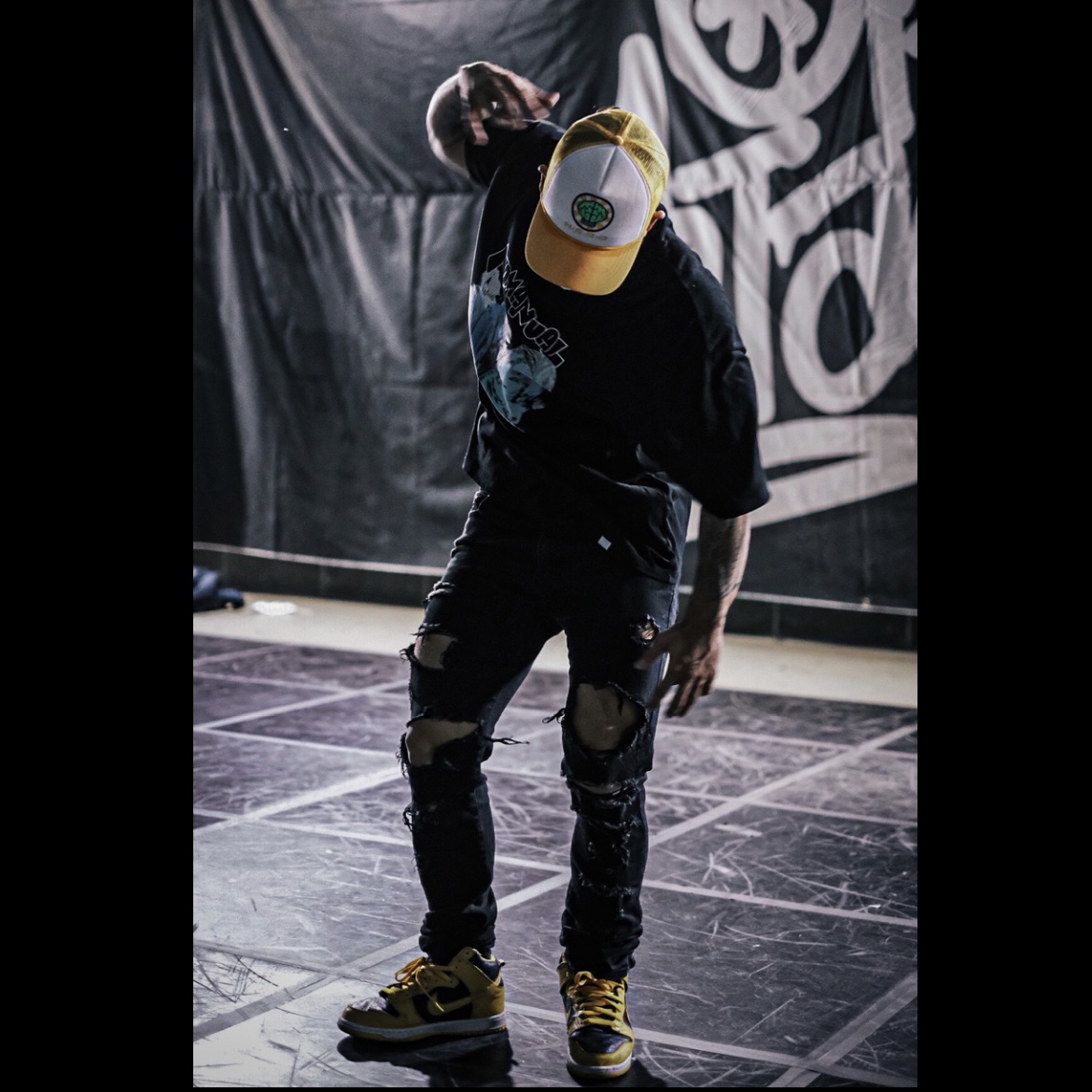 창현우 (@2face) 님의 게시물 | KREAM