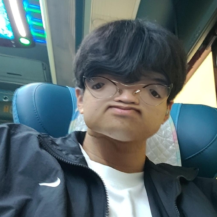 아이즈원 (@rnoon_0h) 님의 게시물 | KREAM