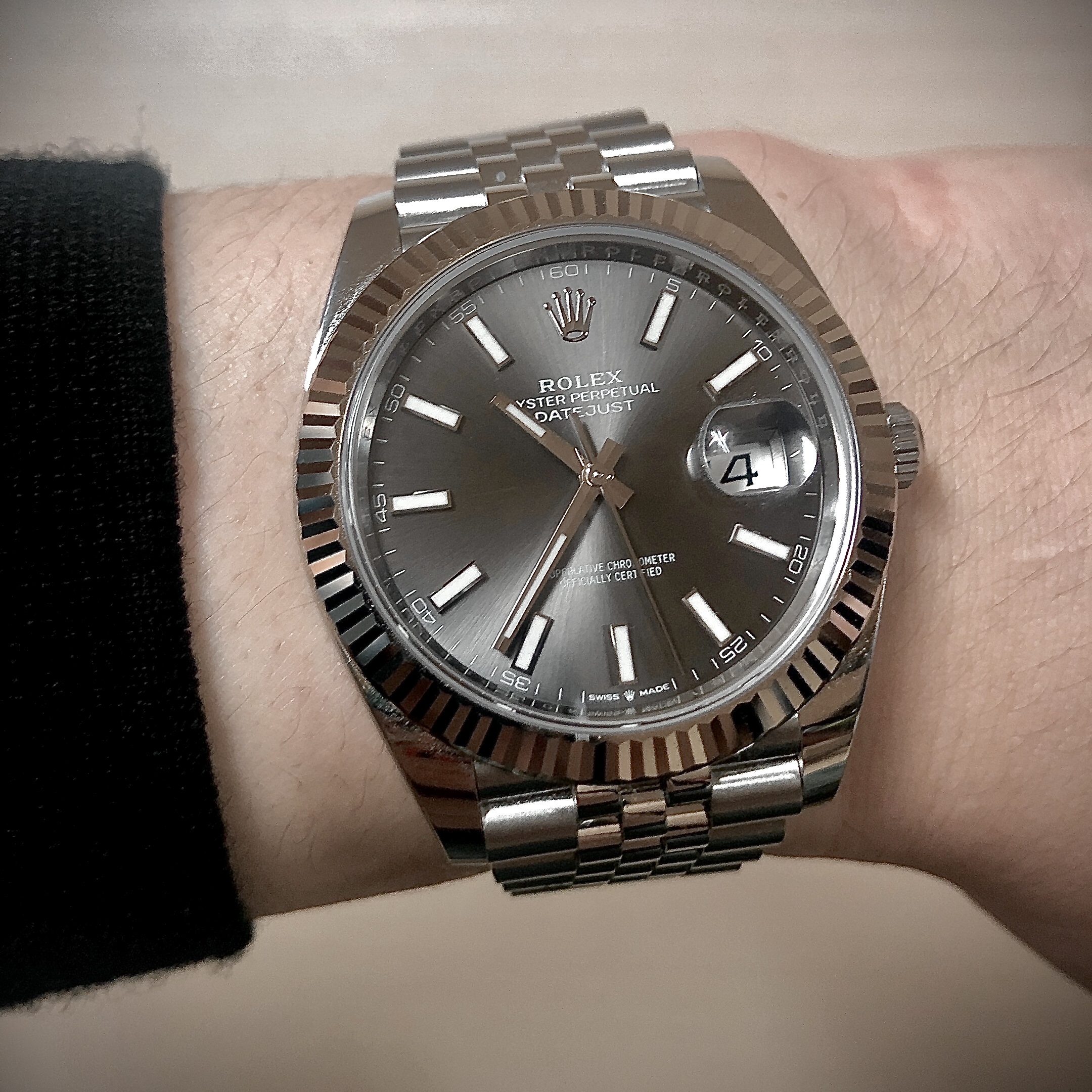 서초동한국신사 (@satin.k) 님의 게시물 | KREAM