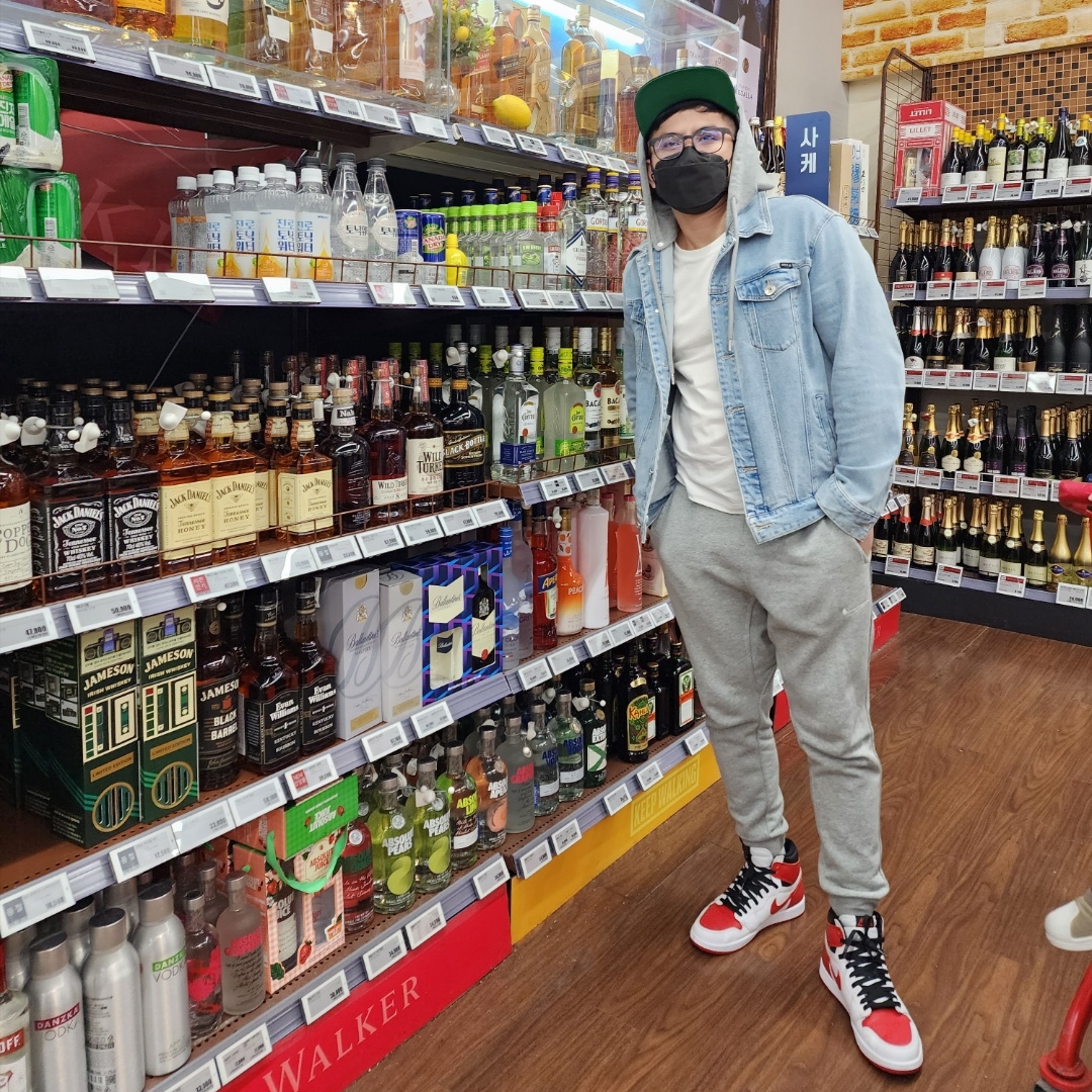 sandro_kosa (@specz) 님의 게시물 | KREAM