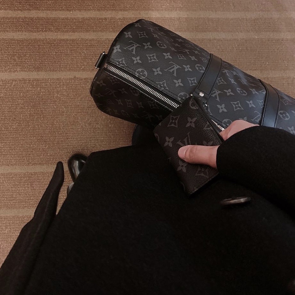 instagram : ... (@ye.eee) 님의 게시물 | KREAM