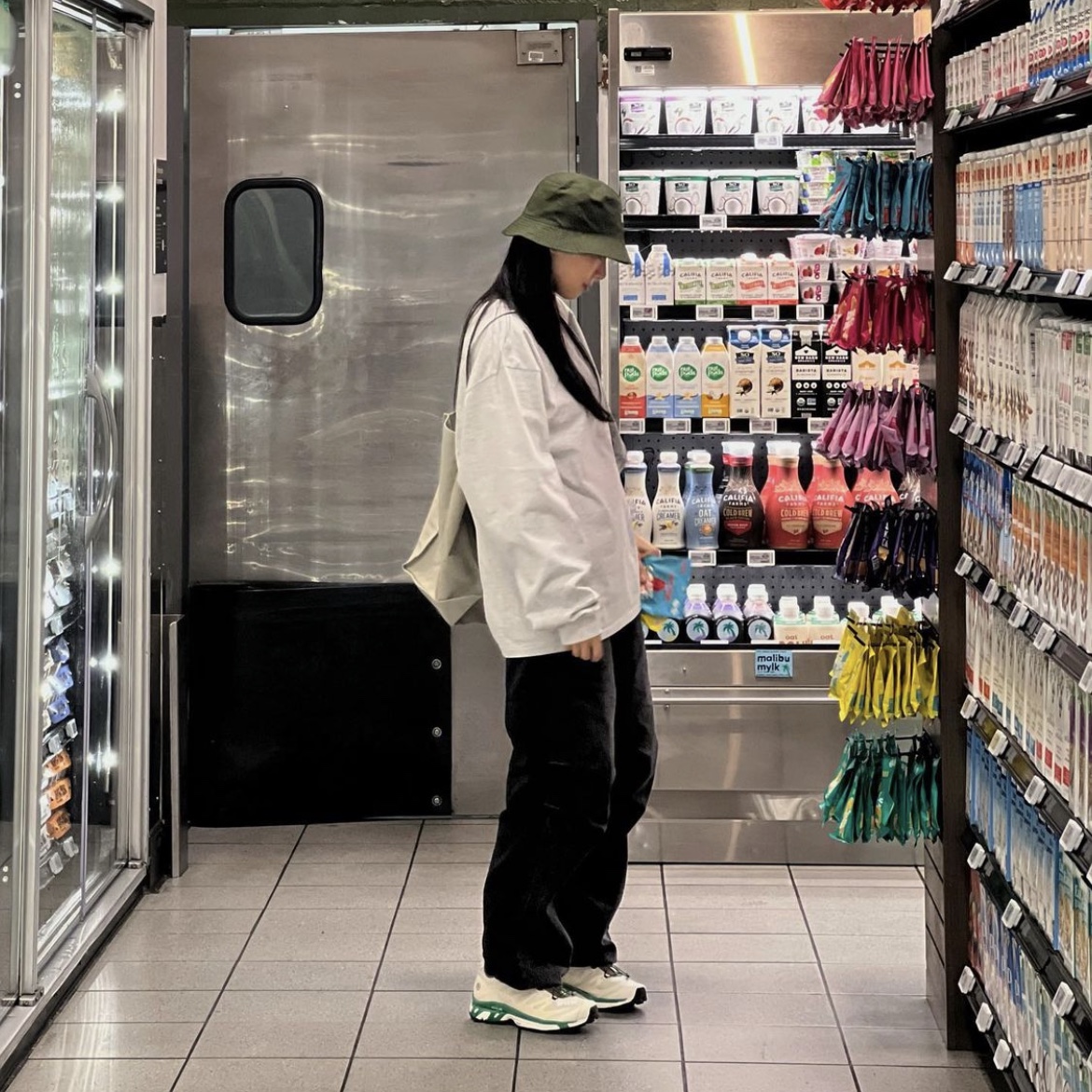 (@danielwcho) 님의 게시물 | KREAM