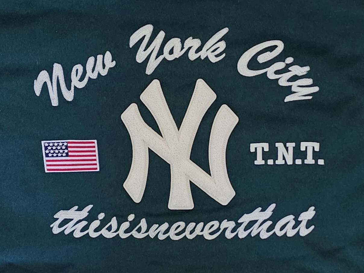 Bong (@bonthlee) 님의 게시물 | KREAM