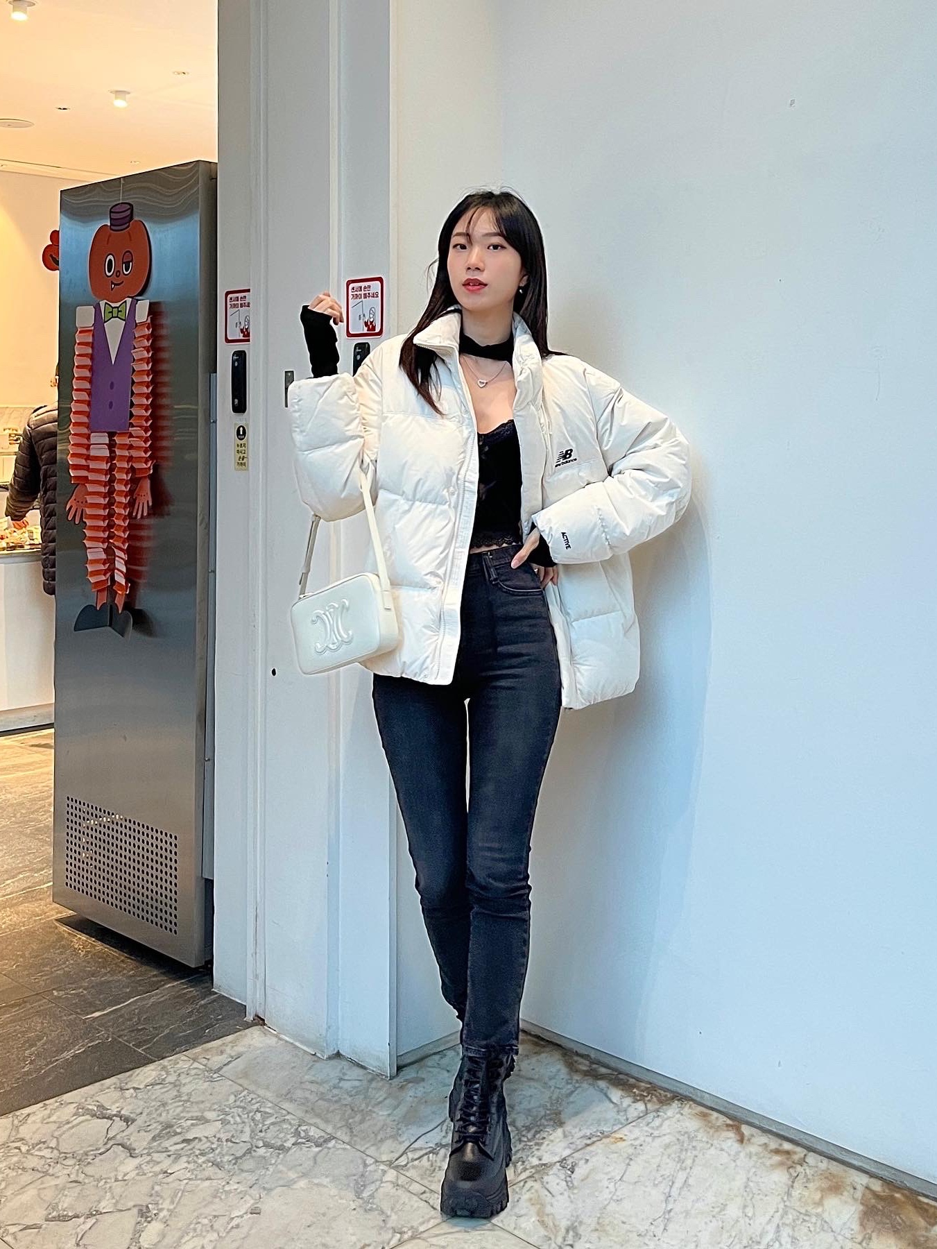 델리 (@ji_hye_d) 님의 게시물 | KREAM