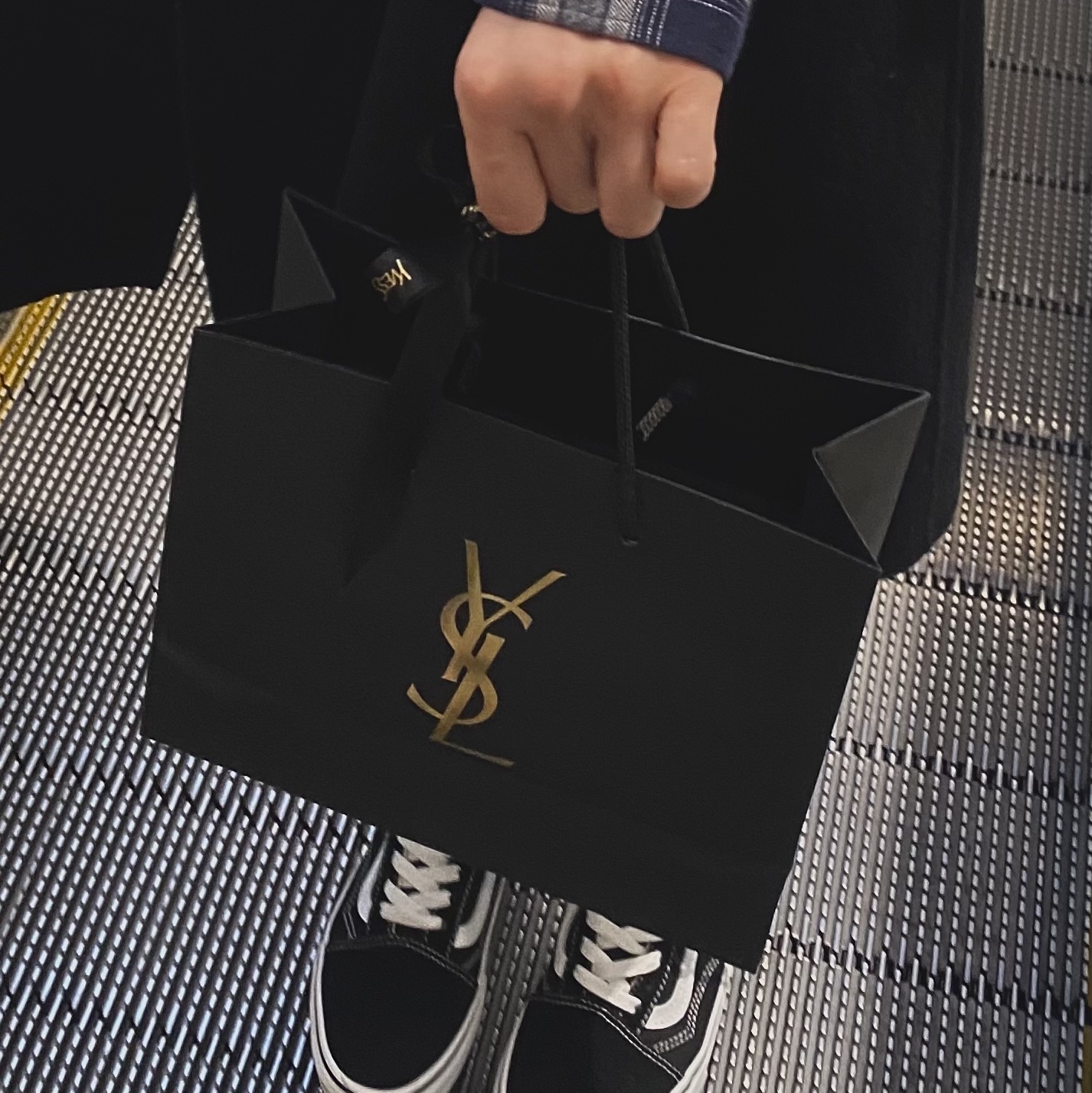 Enkhsaikhan ... (@qwntrdda01) 님의 게시물 | KREAM