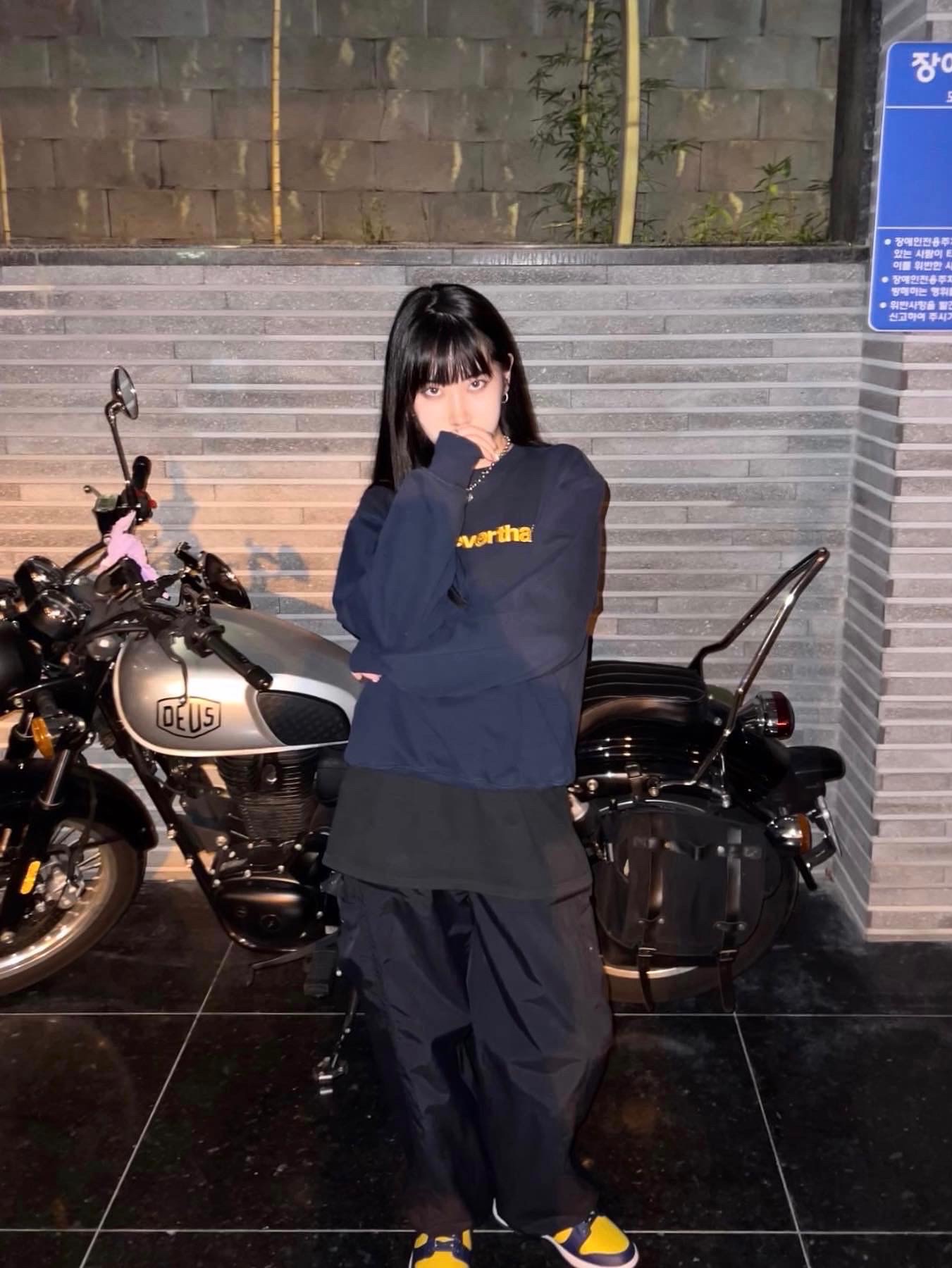 (@wwwyym429) 님의 게시물 | KREAM