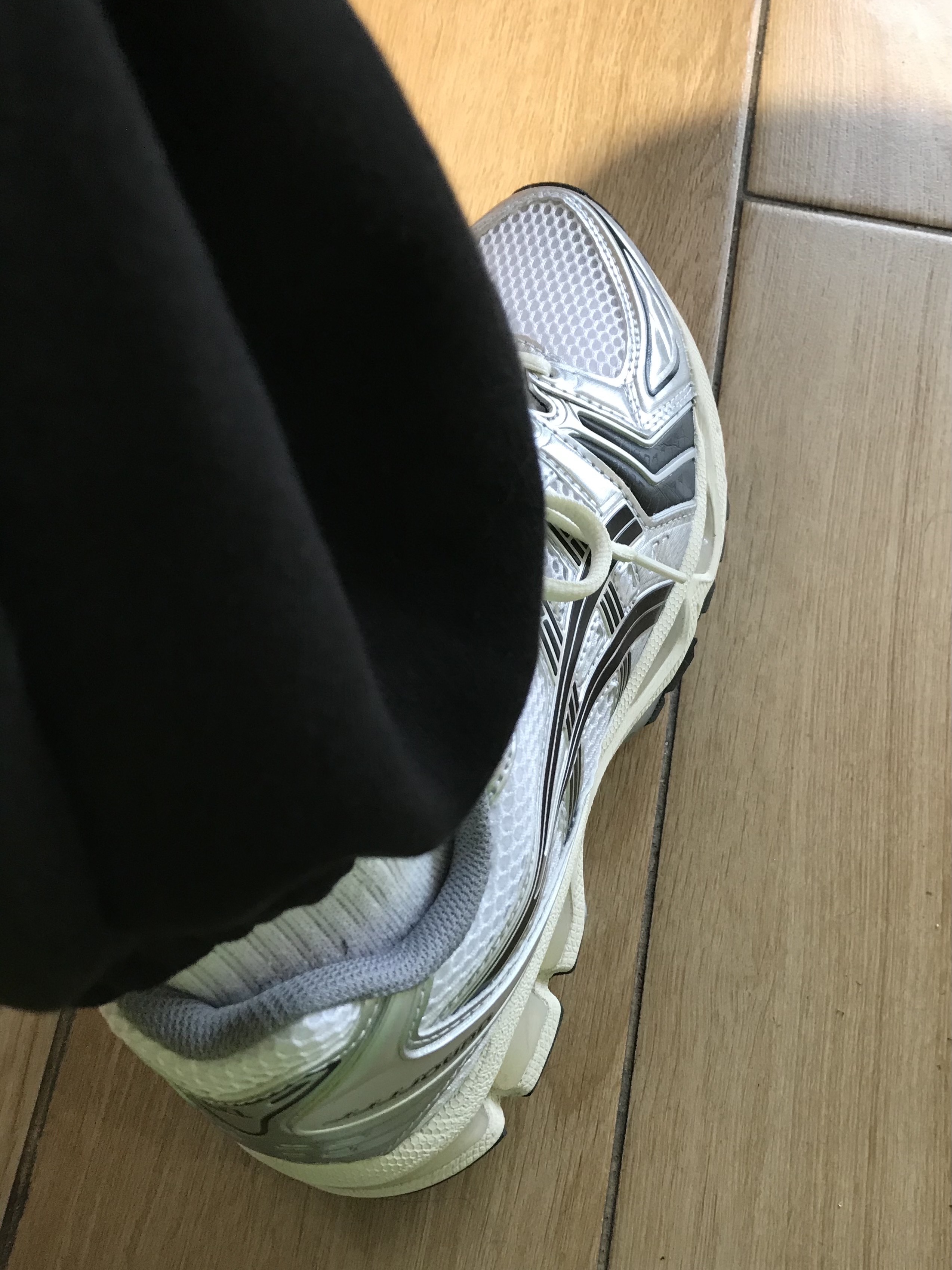 xxxxx (@x_xx16) 님의 게시물 | KREAM