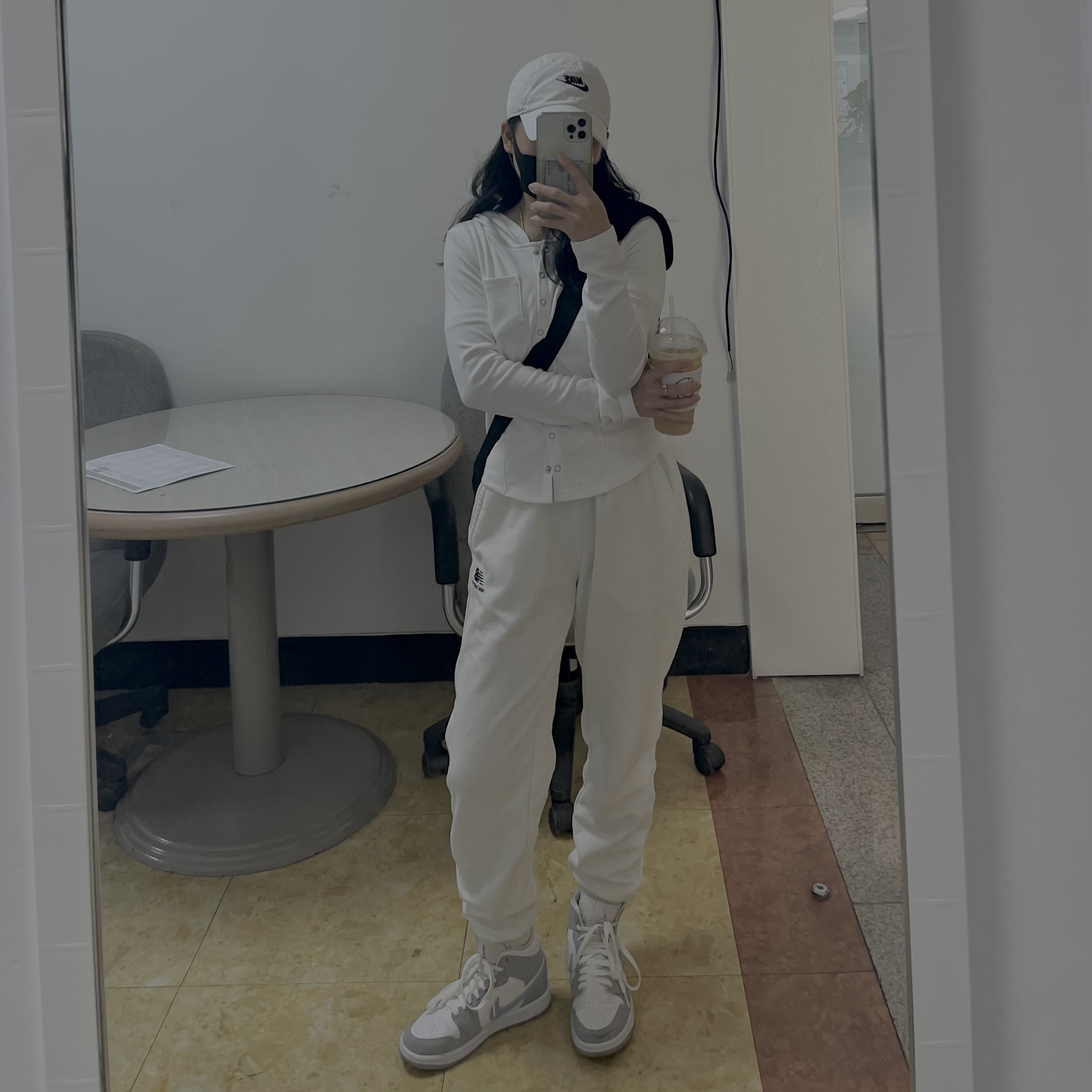 ._nanho_. (@_dynasty.09) 님의 게시물 | KREAM