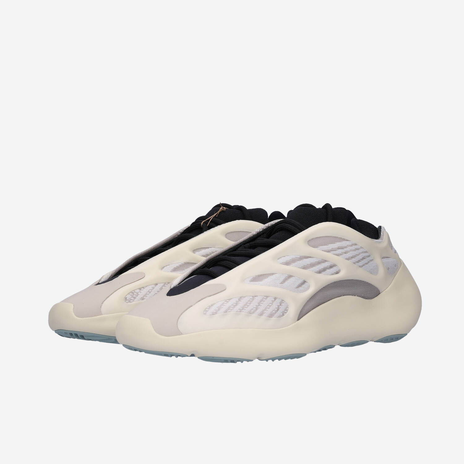 아디다스 이지 700 V3 아자엘 2022 | KREAM