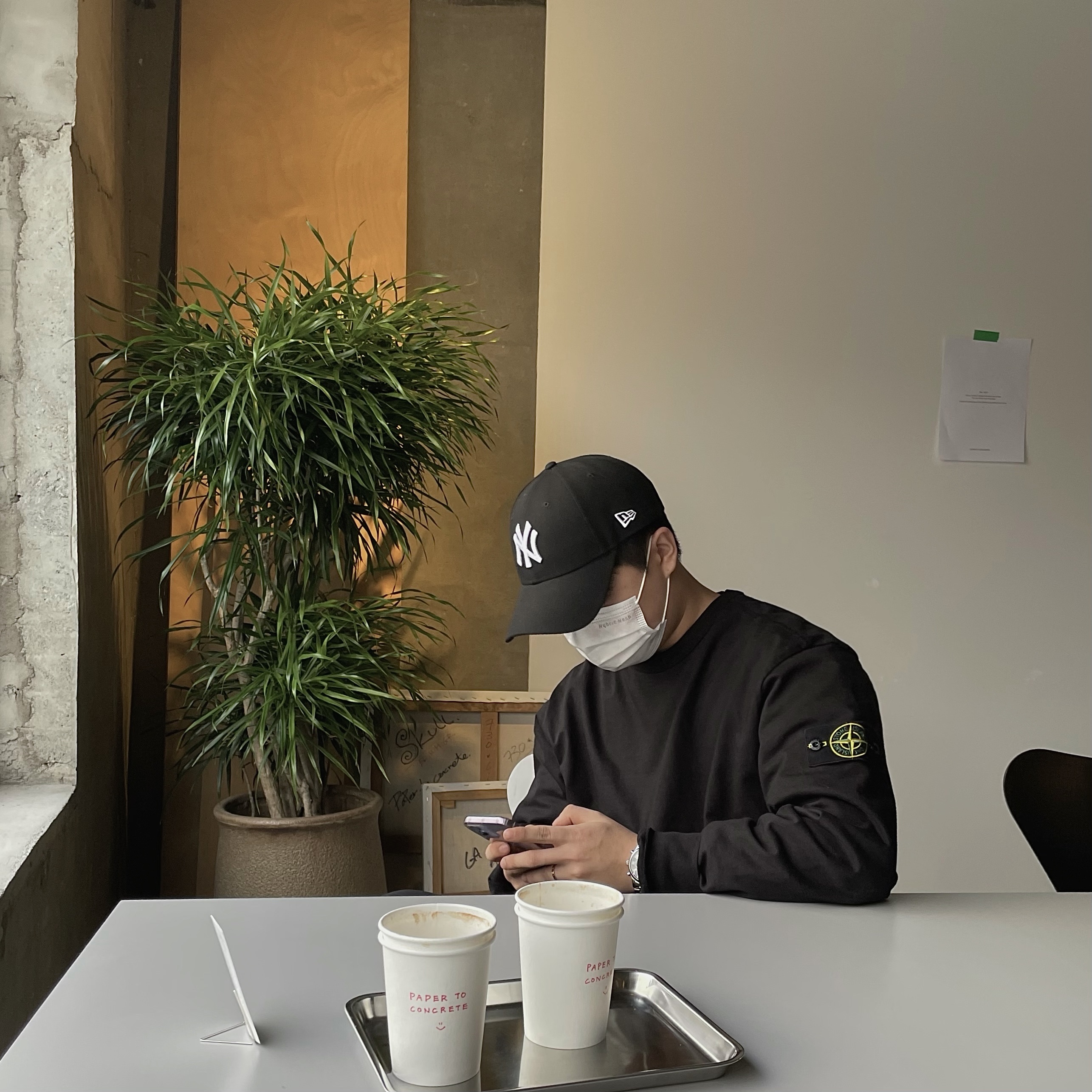 전포카페거리 골목대장 (@seojun._.99) 님의 게시물 | KREAM