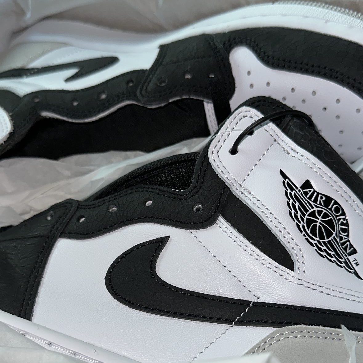 가민 (@goo_push) 님의 게시물 | KREAM