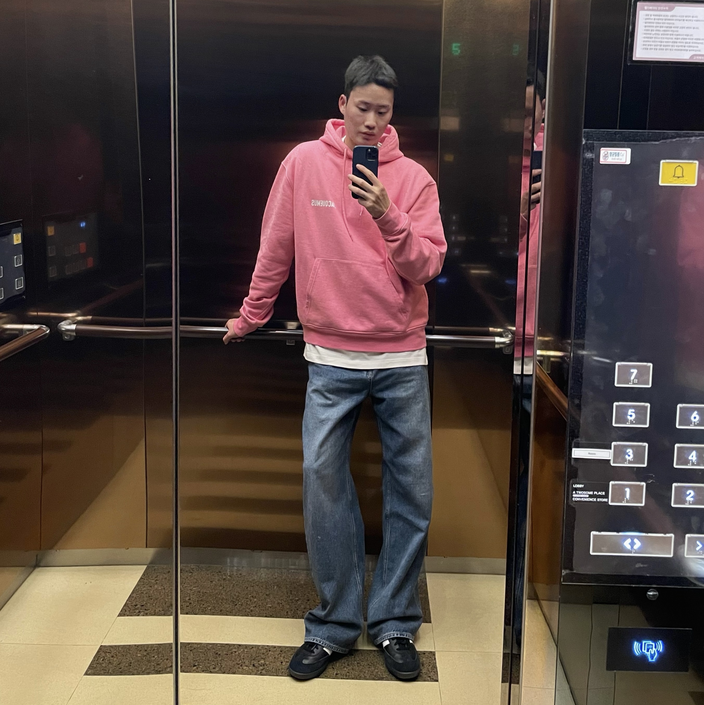 sln0615 (@byeong_heee) 님의 게시물 | KREAM