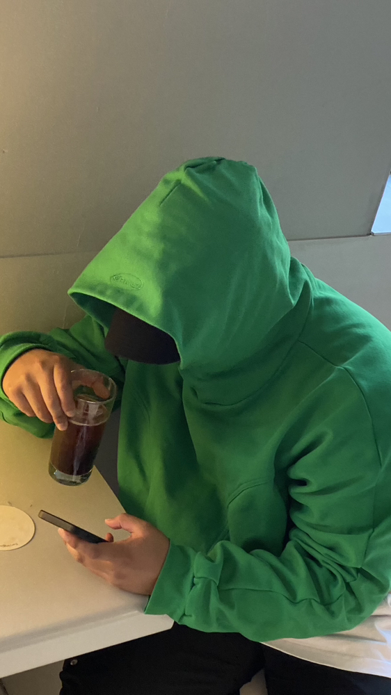 (@c1t0xx) 님의 게시물 | KREAM