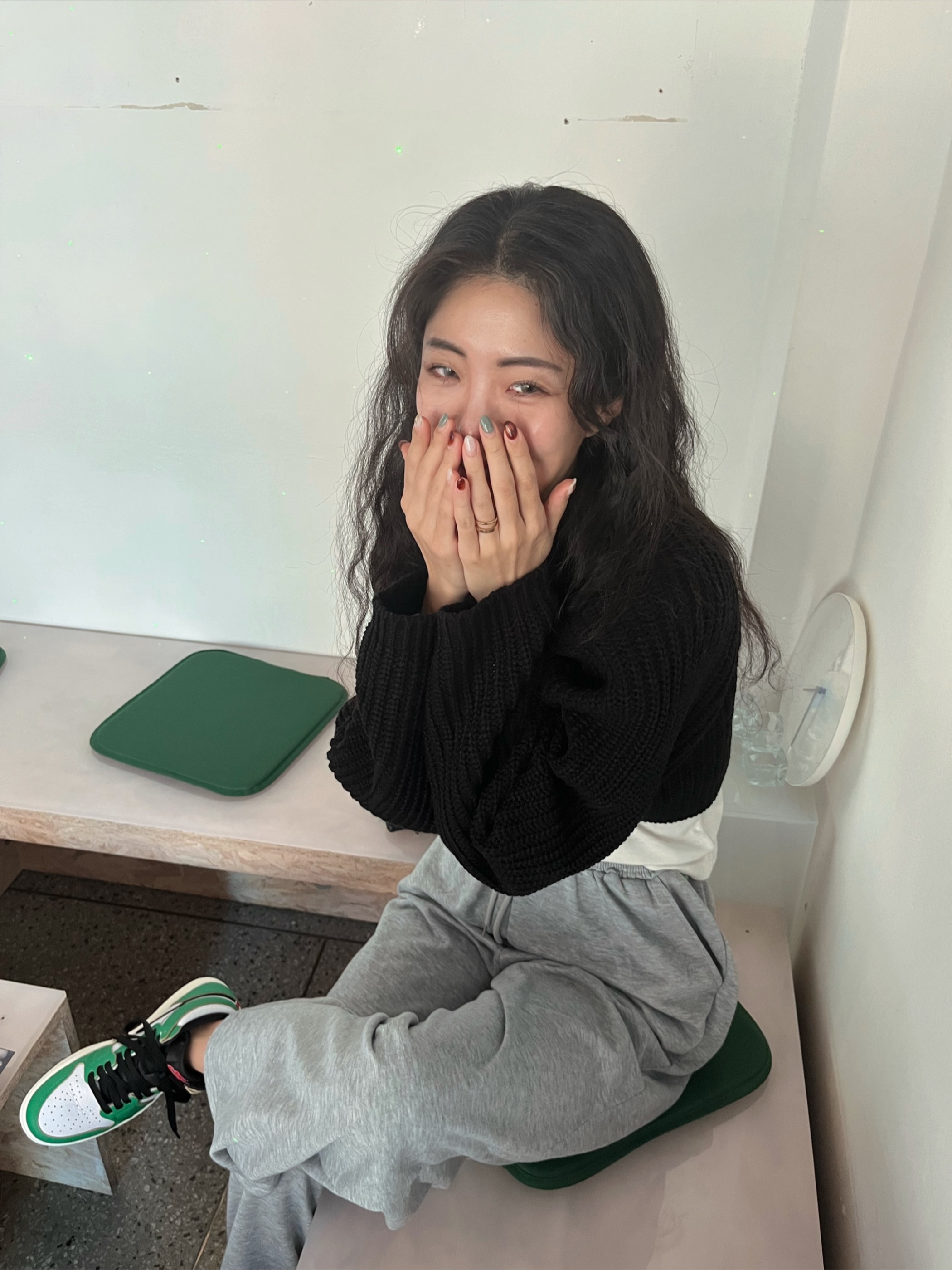 런비 (@lunb_k) 님의 게시물 | KREAM