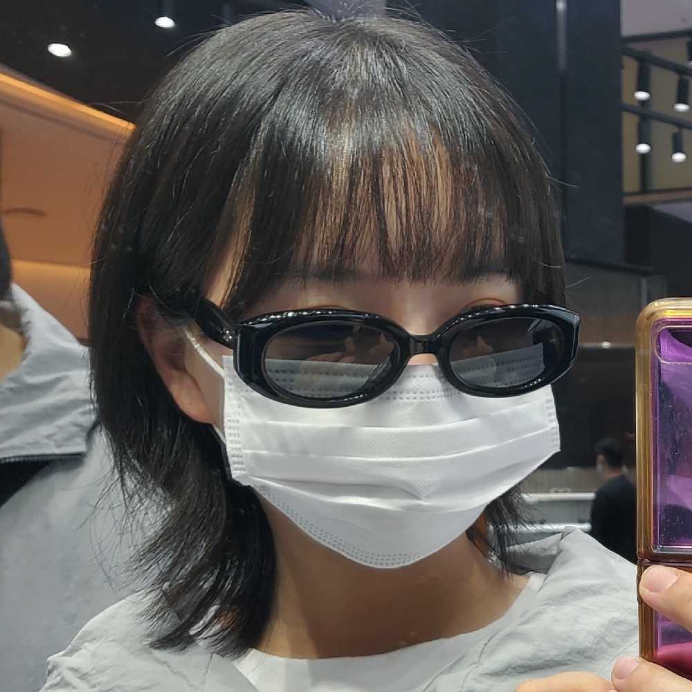 (@kyung_zzang) 님의 게시물 | KREAM