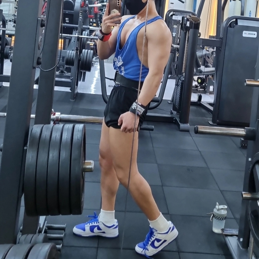 ㅈㅇ (@wndud505) 님의 게시물 | KREAM