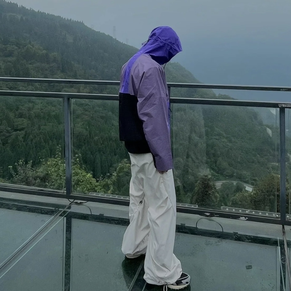 rim (@rim__) 님의 게시물 | KREAM