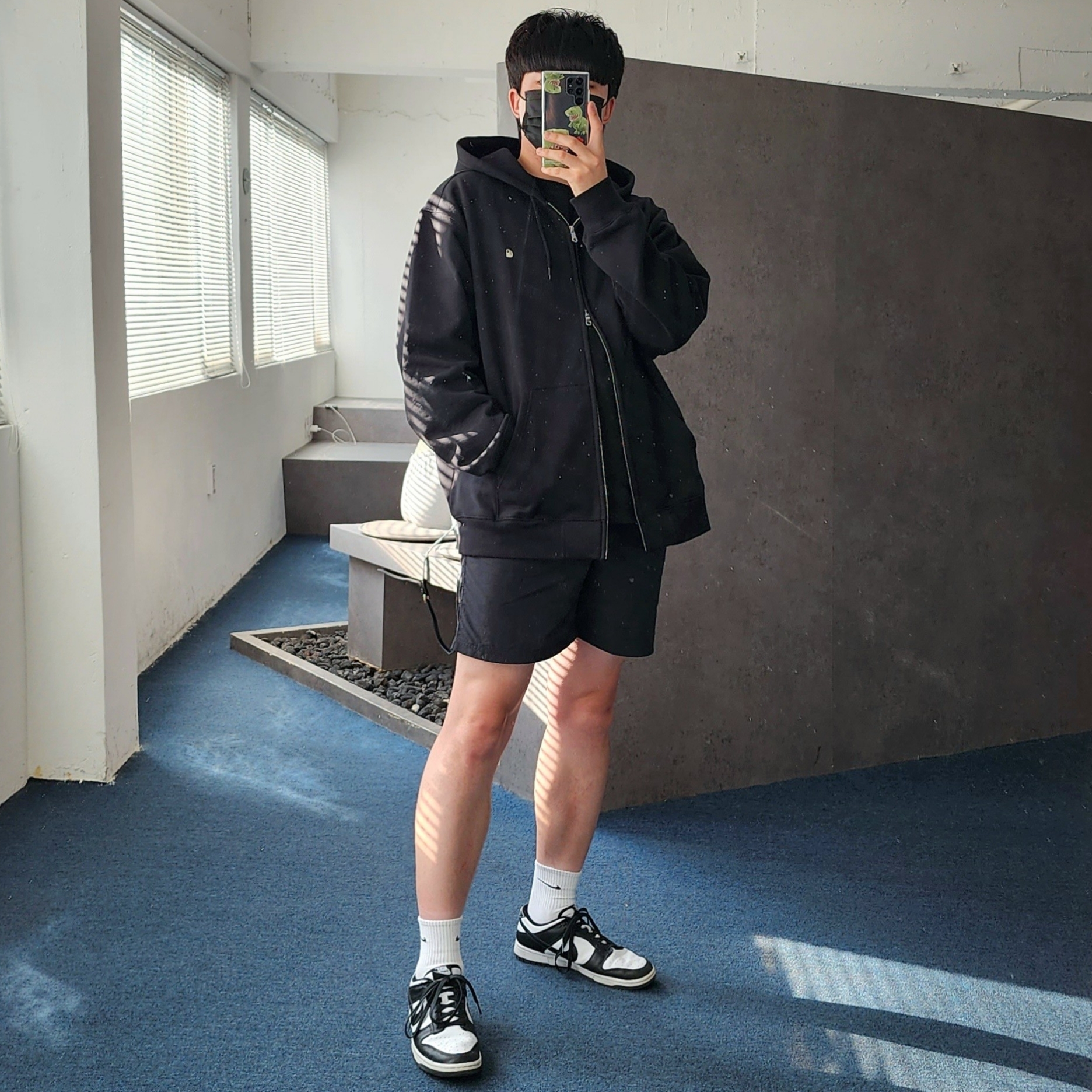 Instagram @9... (@96sikk) 님의 게시물 | KREAM