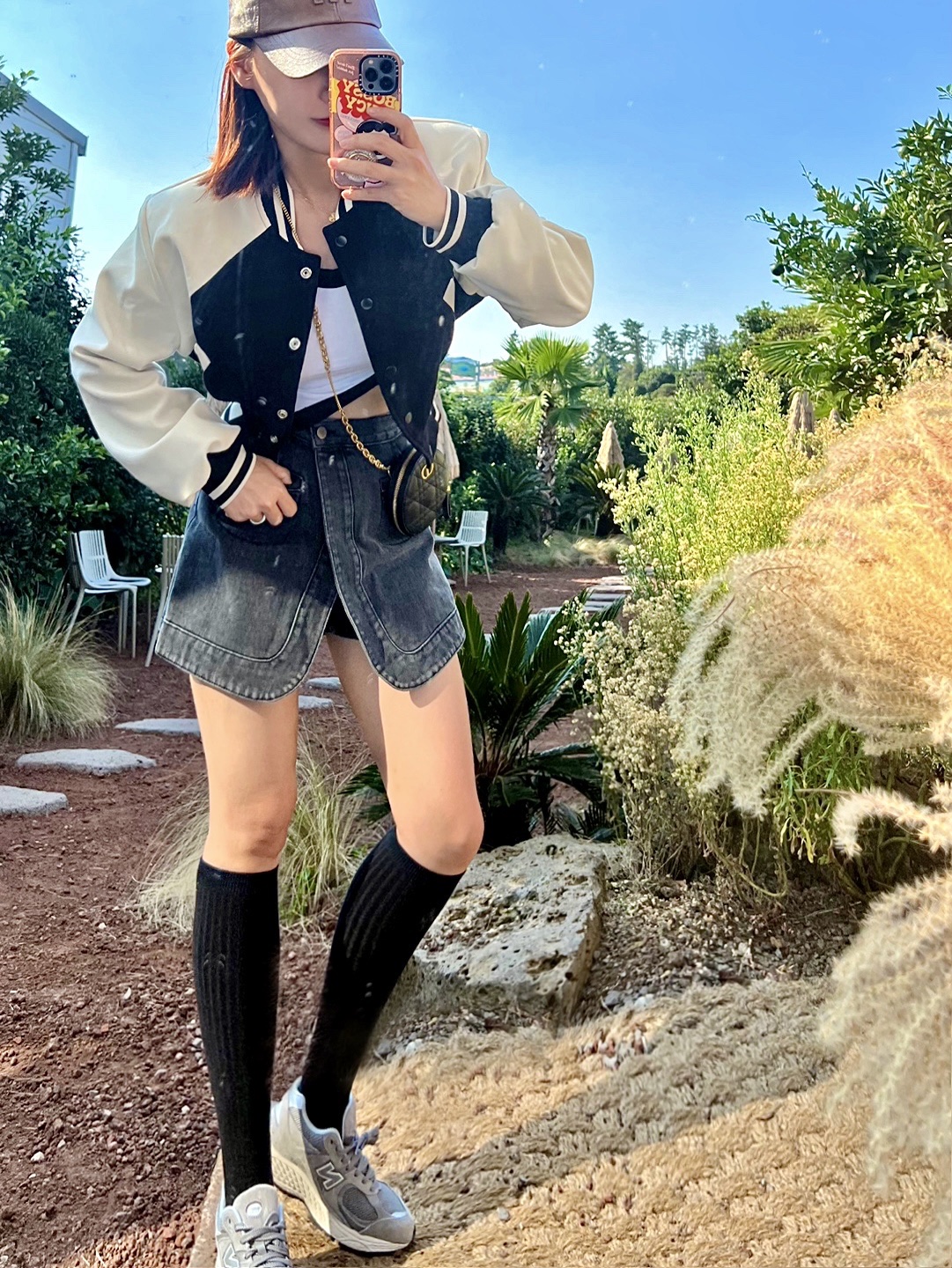 꿀벌이🐝 이지유 (@amelia_v) 님의 게시물 | KREAM