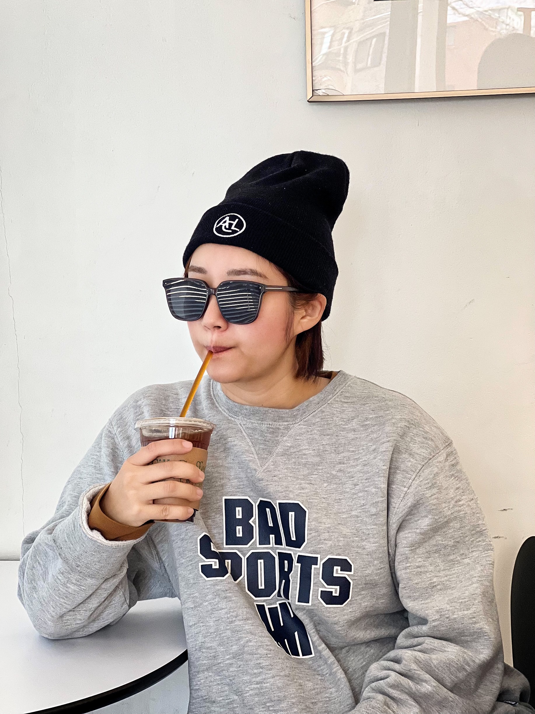 고운 (@plz_no_rain) 님의 게시물 | KREAM