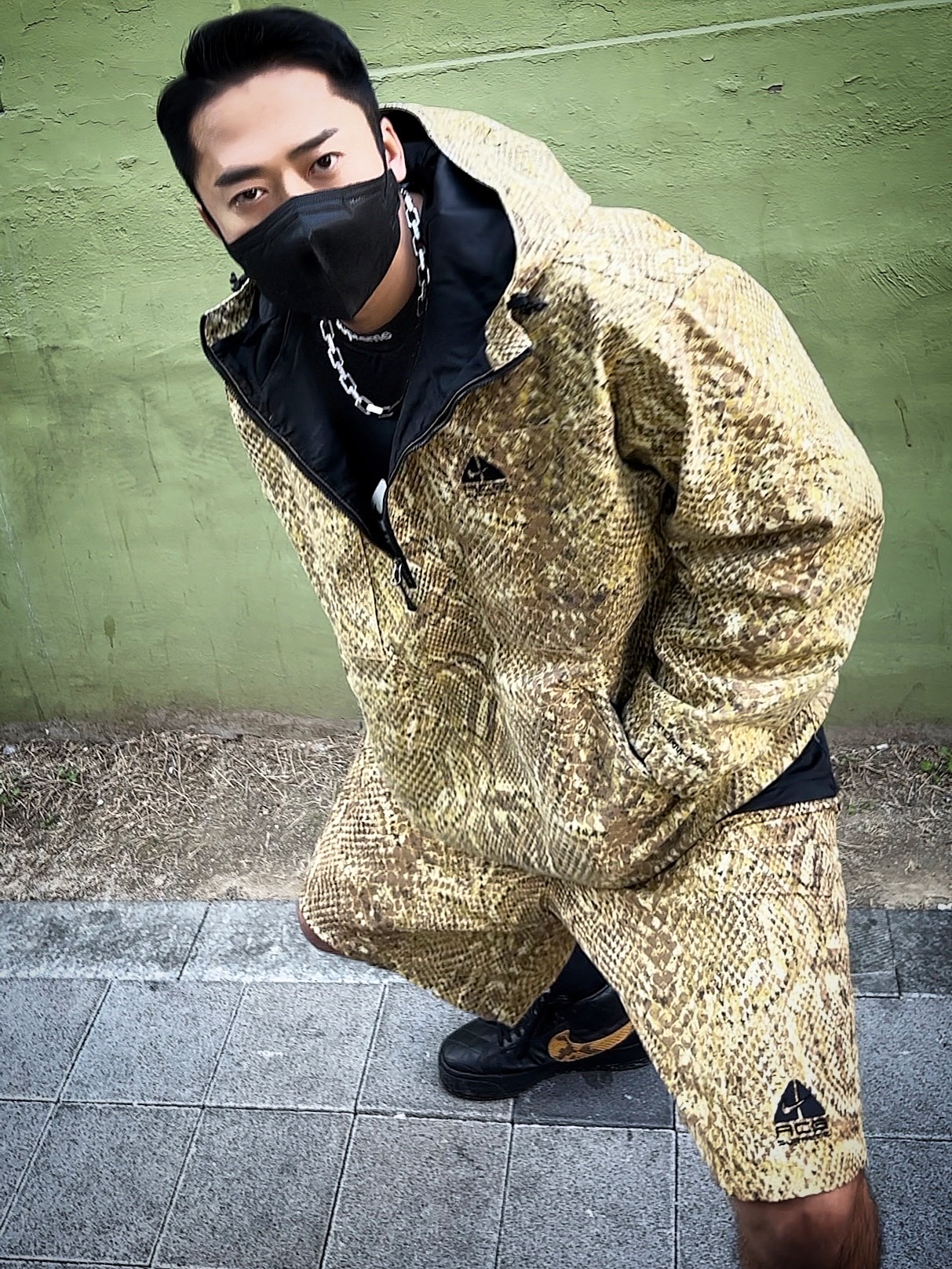 Instagram@hi... (@highbrow_fr...) 님의 게시물 | KREAM